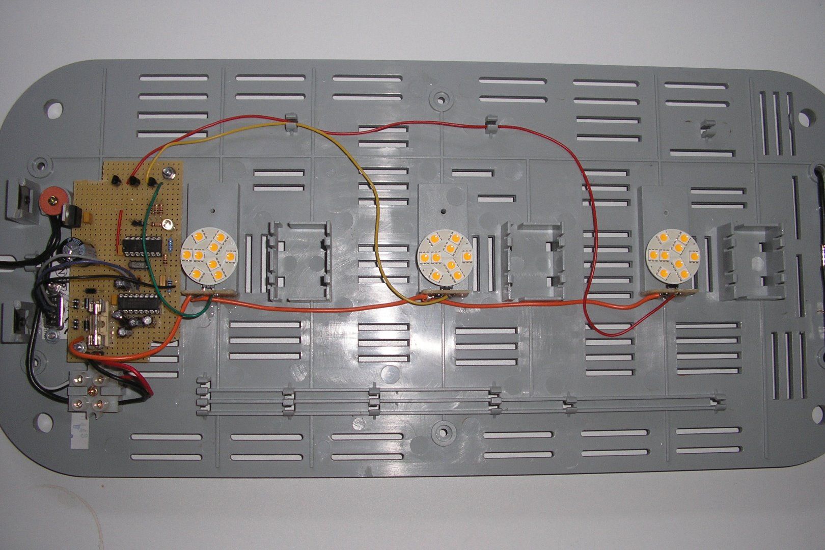 Computer Controlled Traffic Light : 5 Steps (with Pictures) - Instructables