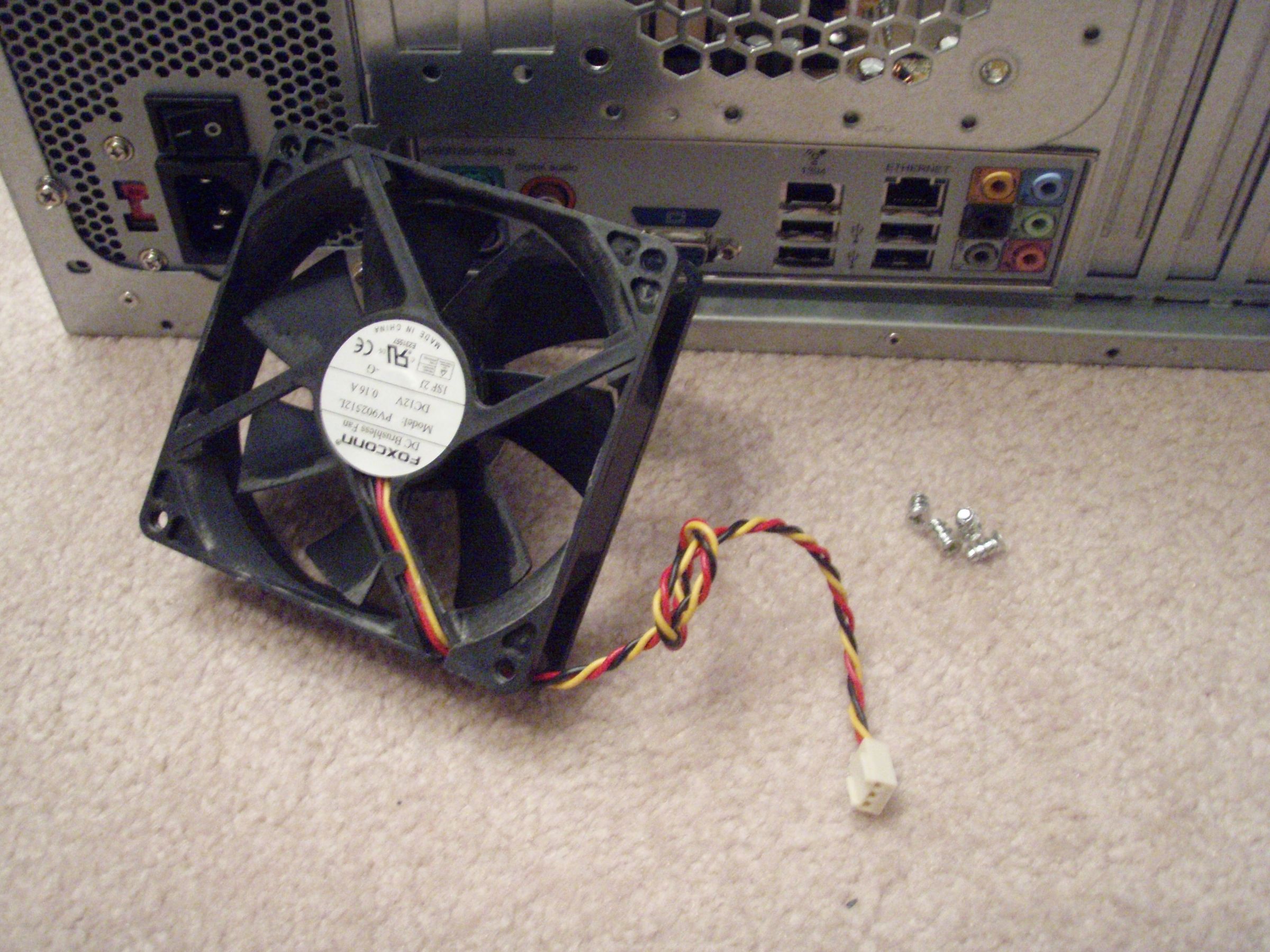 How to Disassemble a Computer : 16 Steps (with Pictures) - Instructables