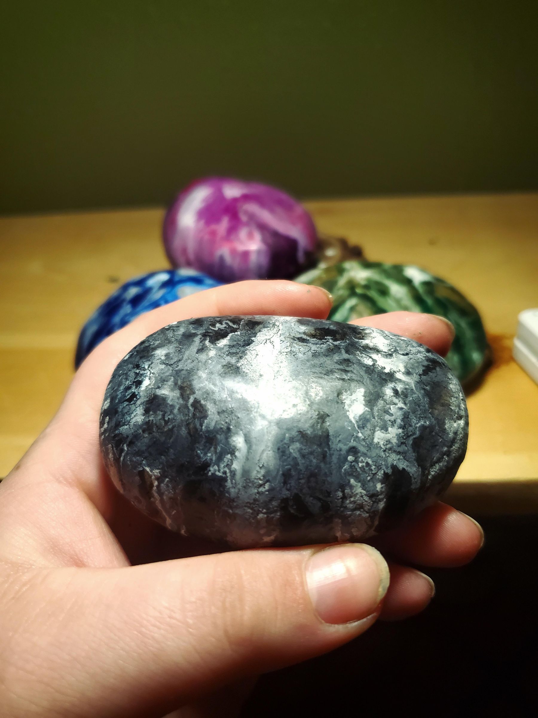 Marbled Crayon Stones : 9 Steps (with Pictures) - Instructables