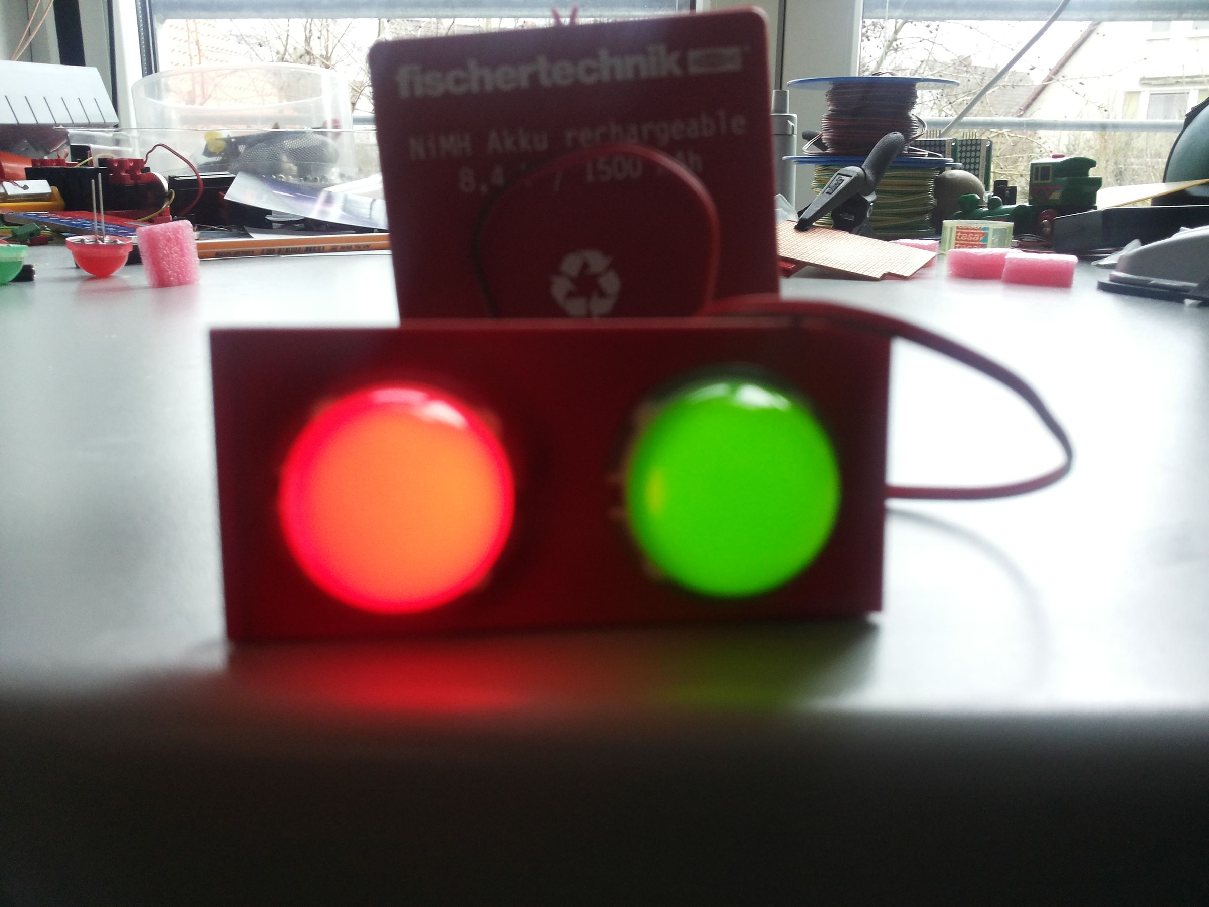 Big LED Signal Lamp for Fischertechnik : 4 Steps - Instructables