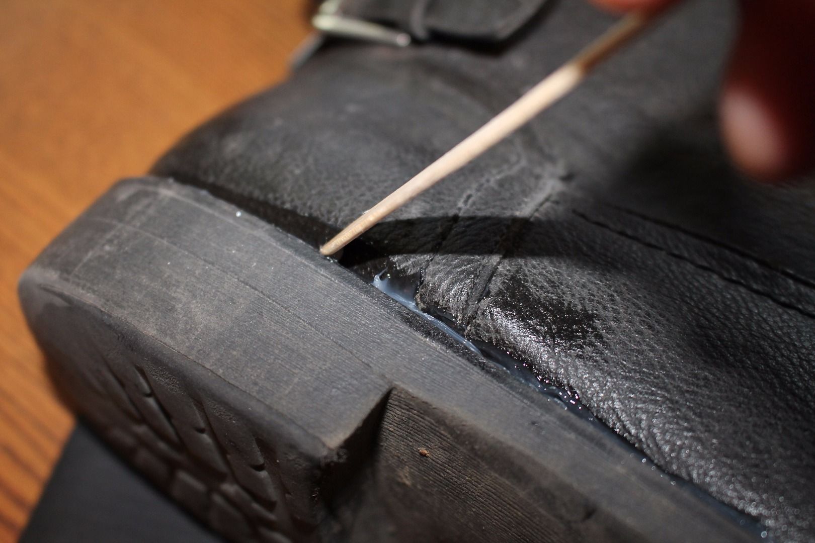 Leaky Boot Repair : 4 Steps - Instructables