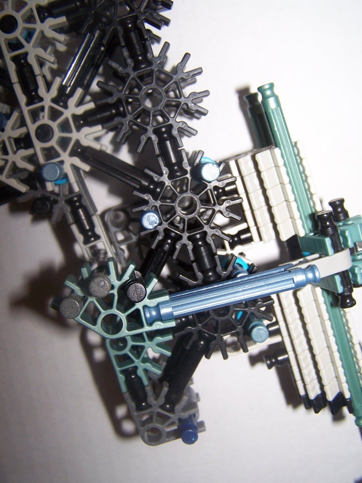 8 SHOT KNEX HAND GUN REVOLVER : 7 Steps - Instructables