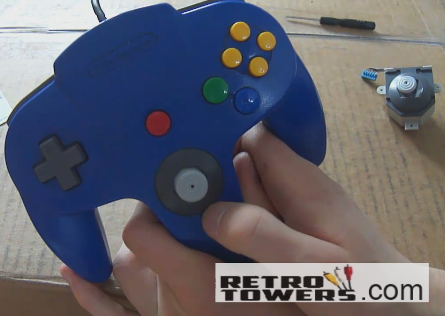 How to Replace a Faulty or Broken N64 Thumbstick With a Gamecube Styled ...