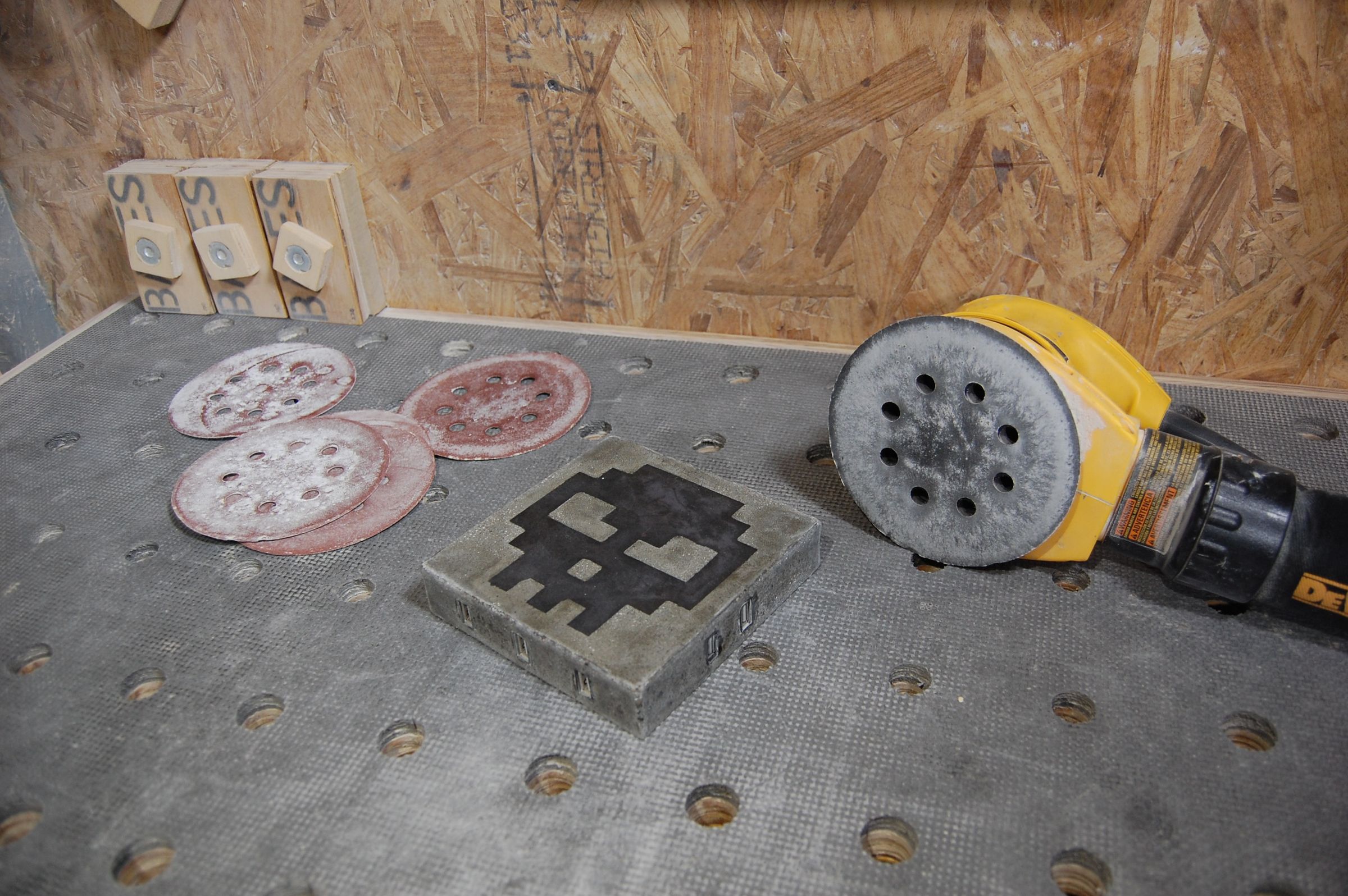 The 8-Bit Skull Concrete USB Hub : 11 Steps (with Pictures) - Instructables