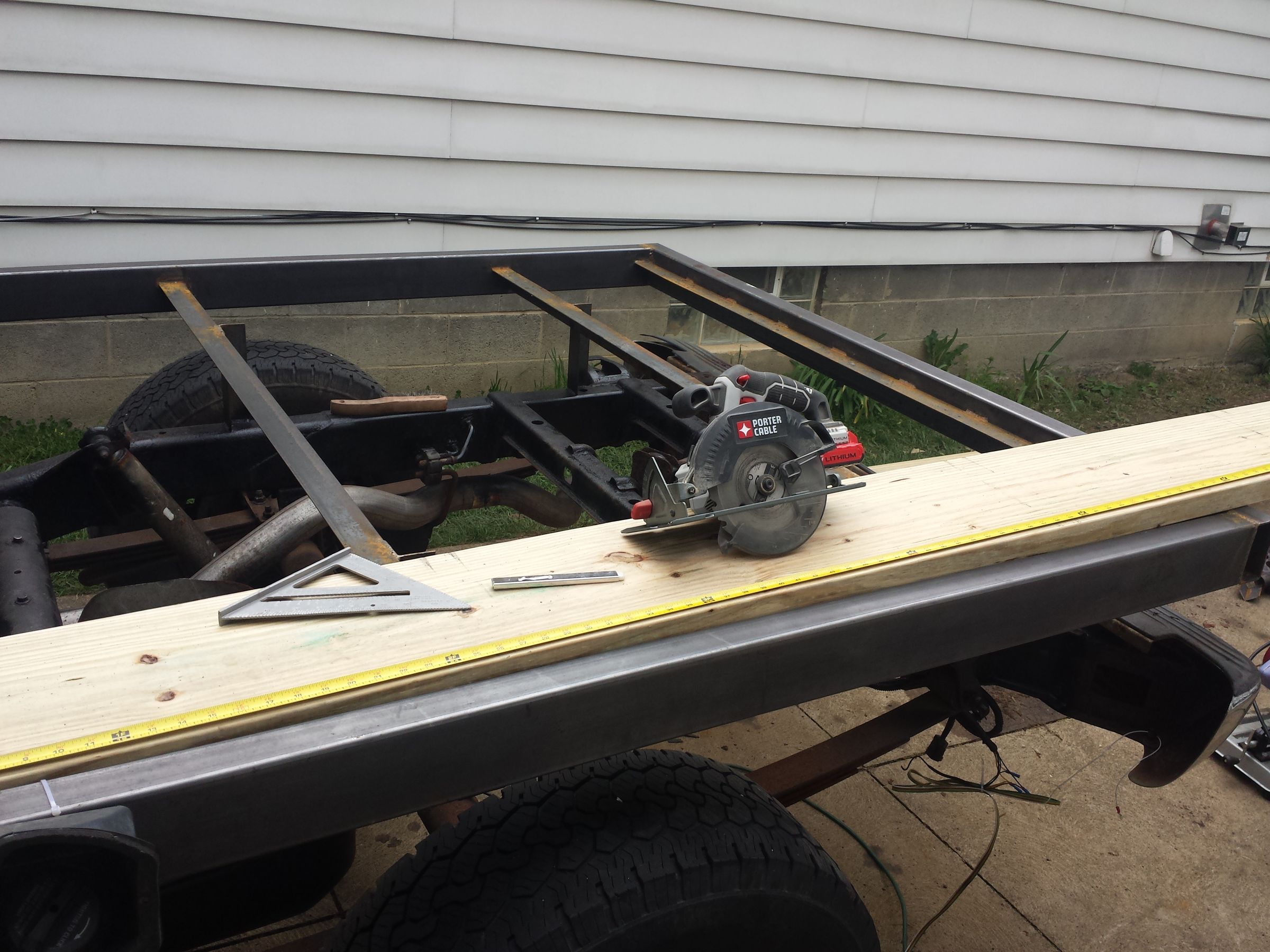 Convert Your Pickup Truck to a Flatbed : 7 Steps (with Pictures ...