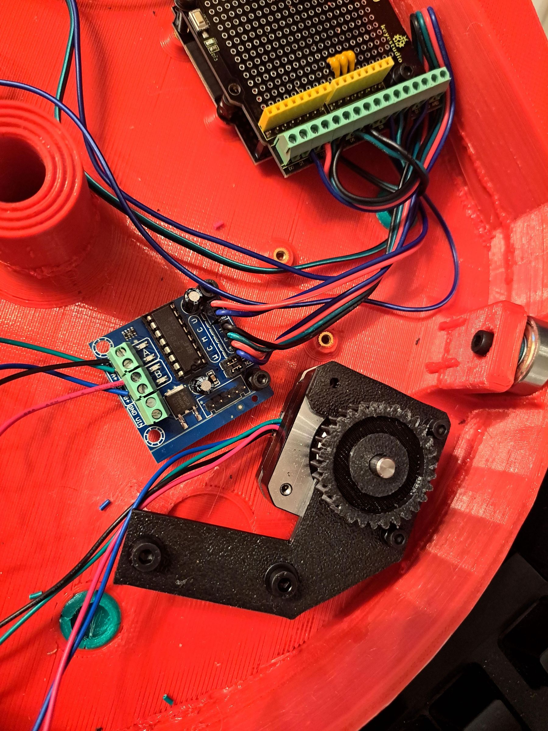 360° Smartphone Photography With BLE: ESP32-Controlled Rotating ...