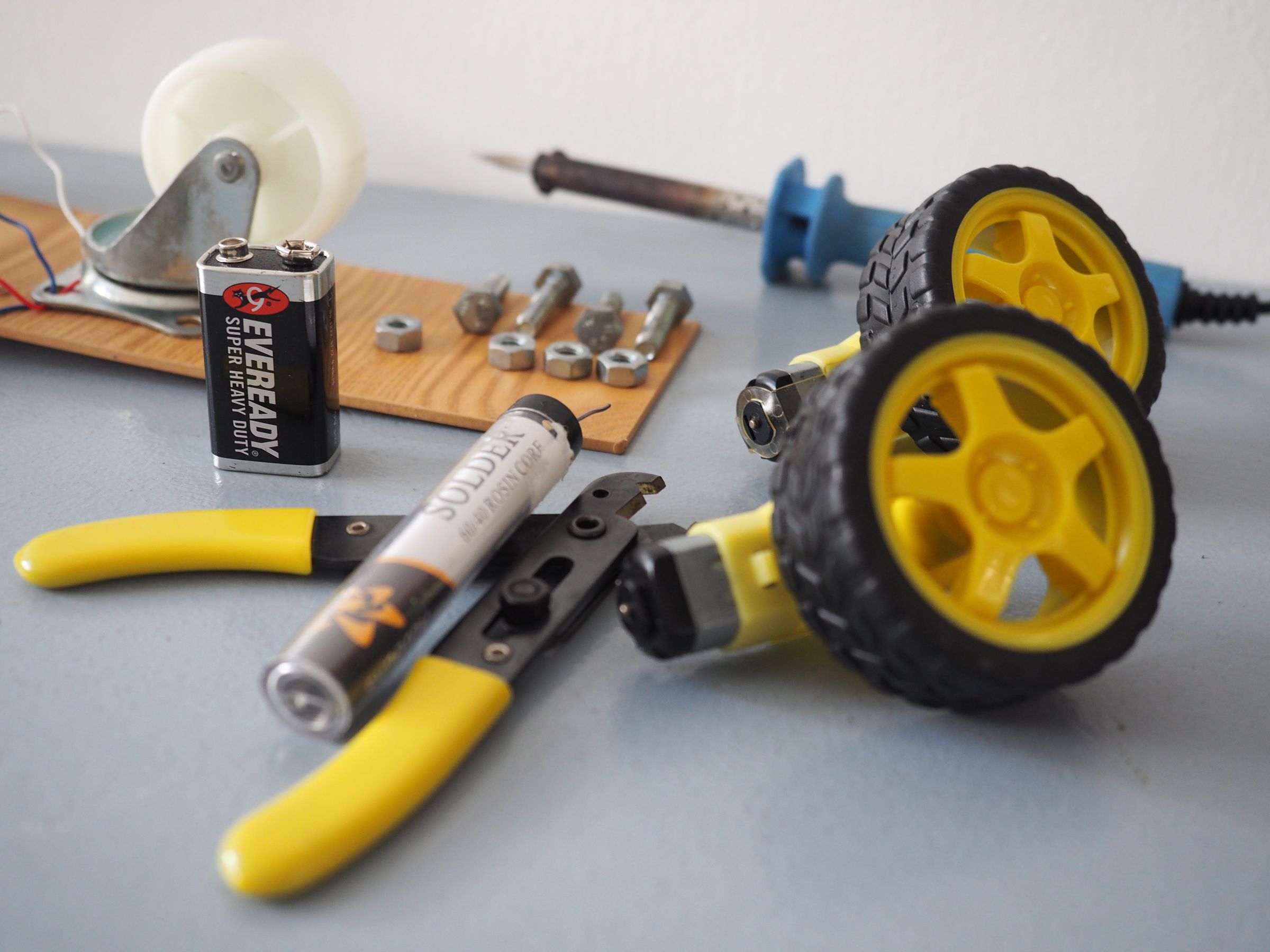 Easy Cardboard Motor Driven Car! : 4 Steps - Instructables