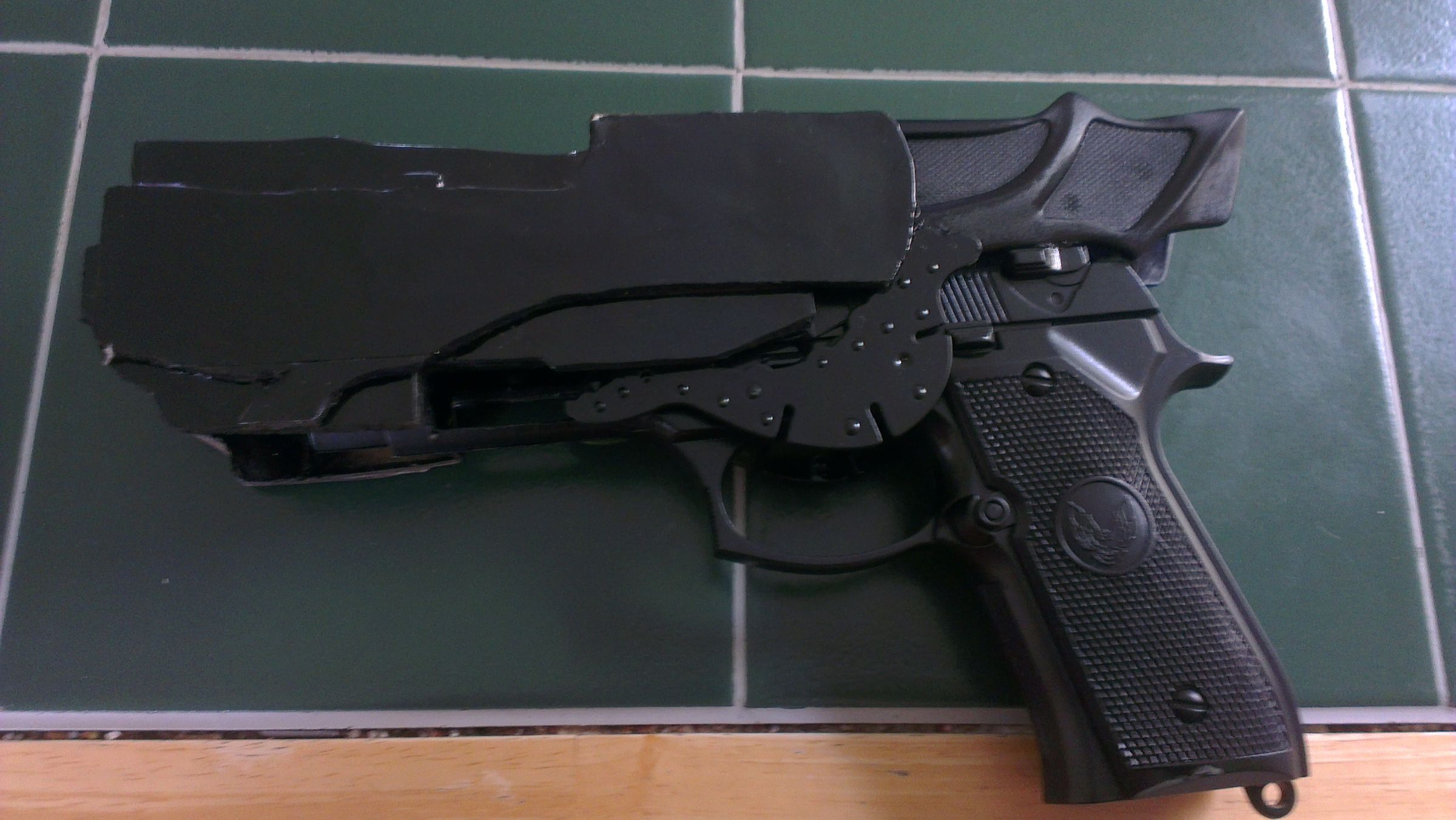 RoboCop Gun : 9 Steps (with Pictures) - Instructables