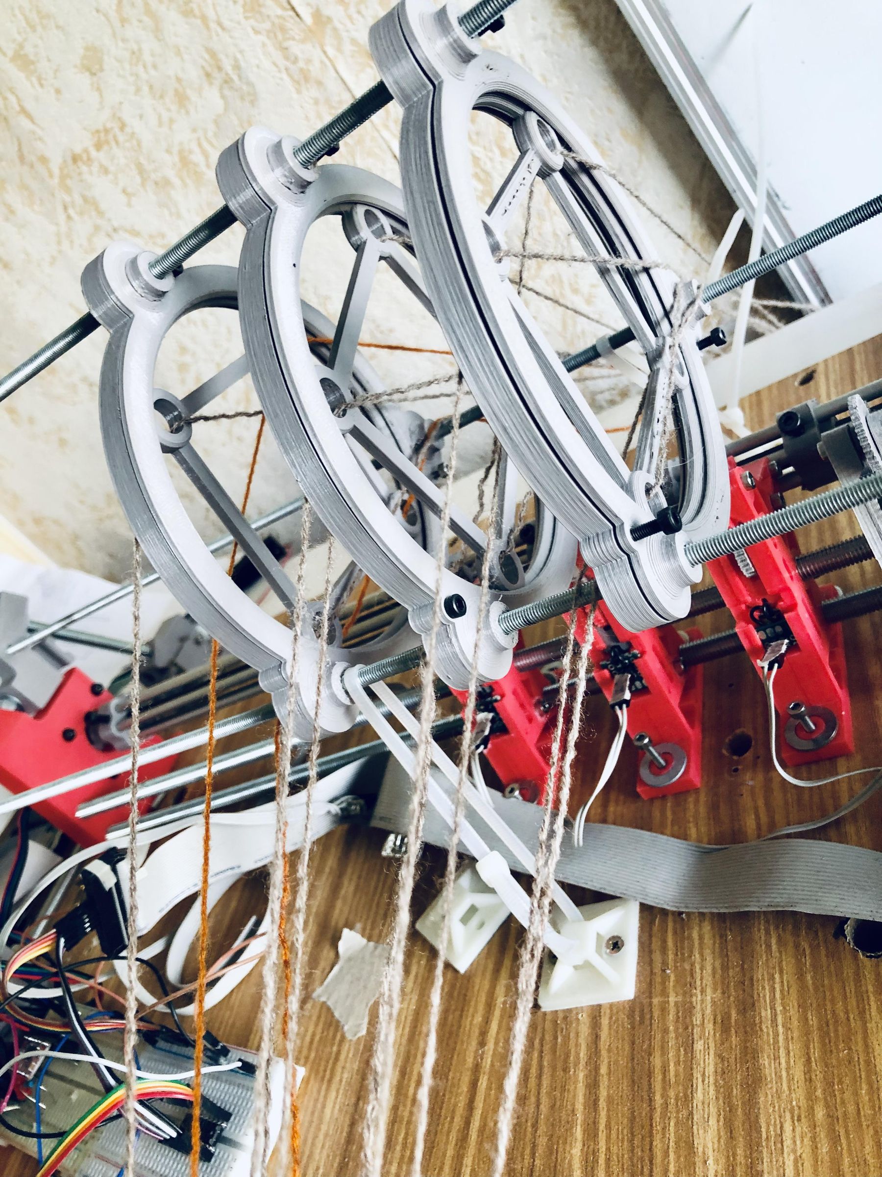 Automated Tablet Weaving Loom : 10 Steps (with Pictures) - Instructables