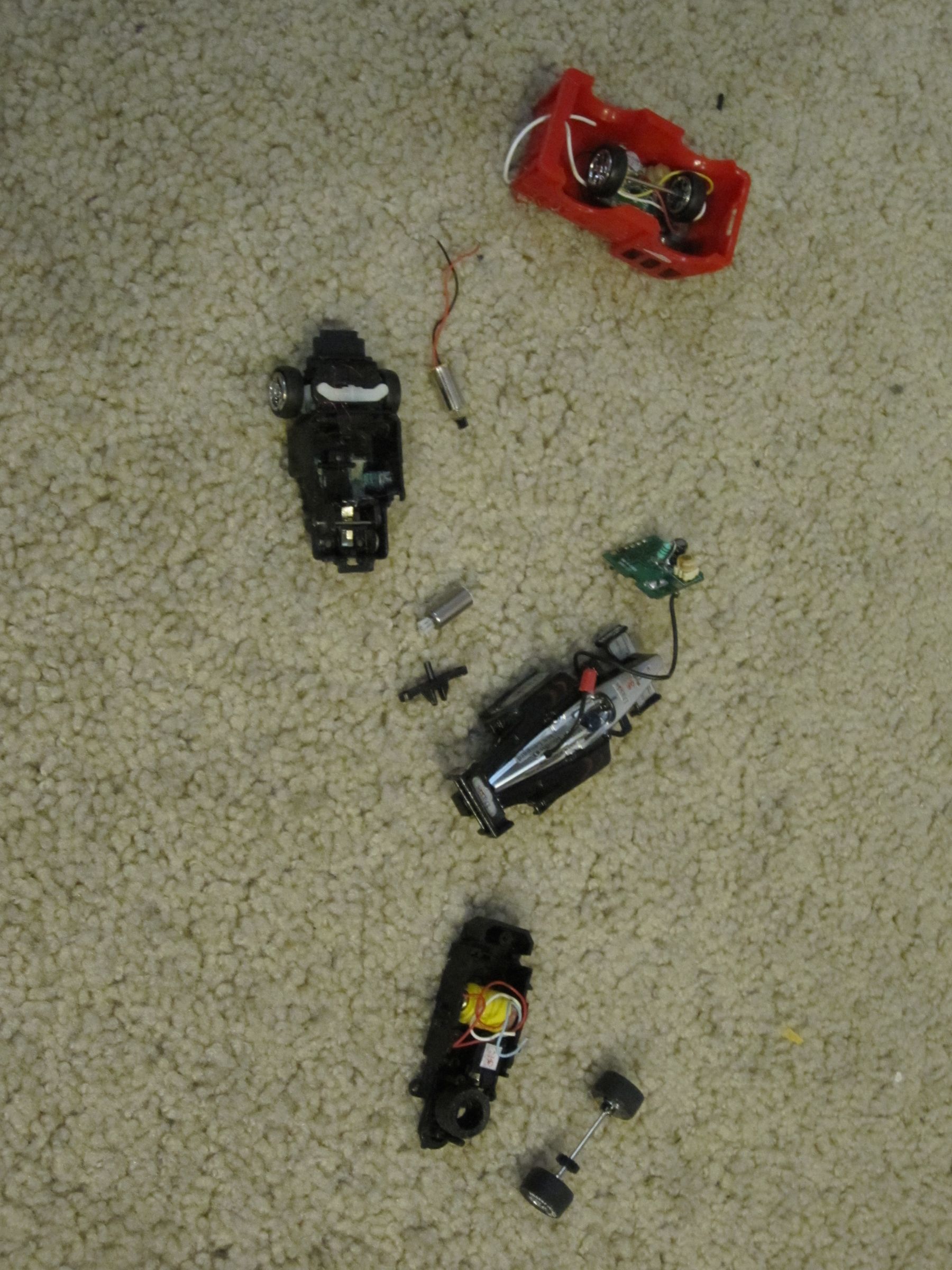 DIY PIXAR: M-O (Microbe Obliterator) Cleaner Bot : 10 Steps (with ...