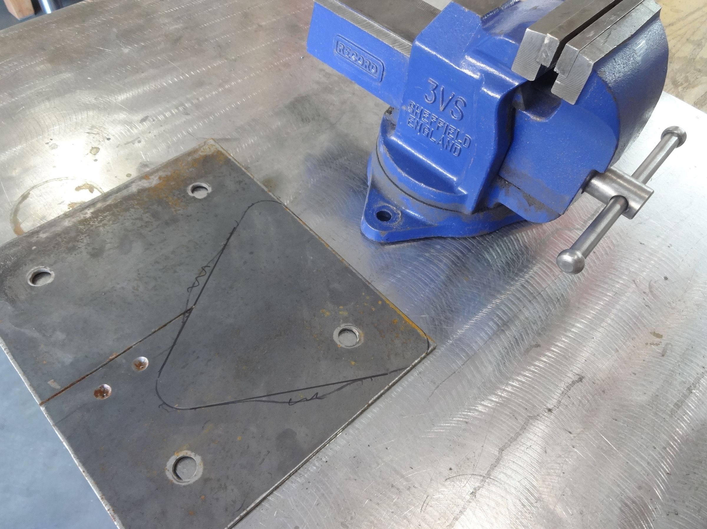 Height-Adjustable Portable Vise Stand : 22 Steps (with Pictures ...