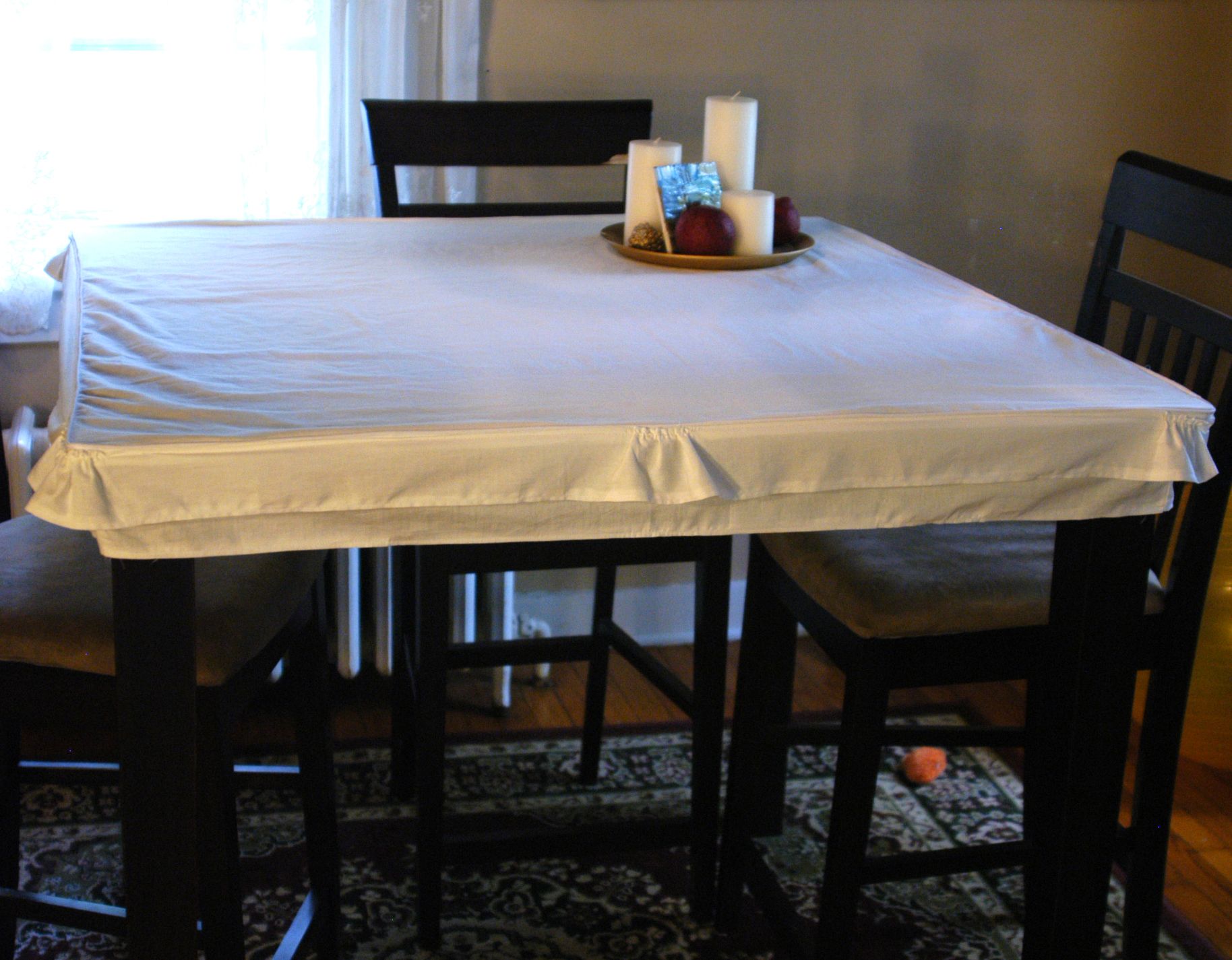 How to Sew a Peplum Style Table Cloth : 6 Steps (with Pictures ...