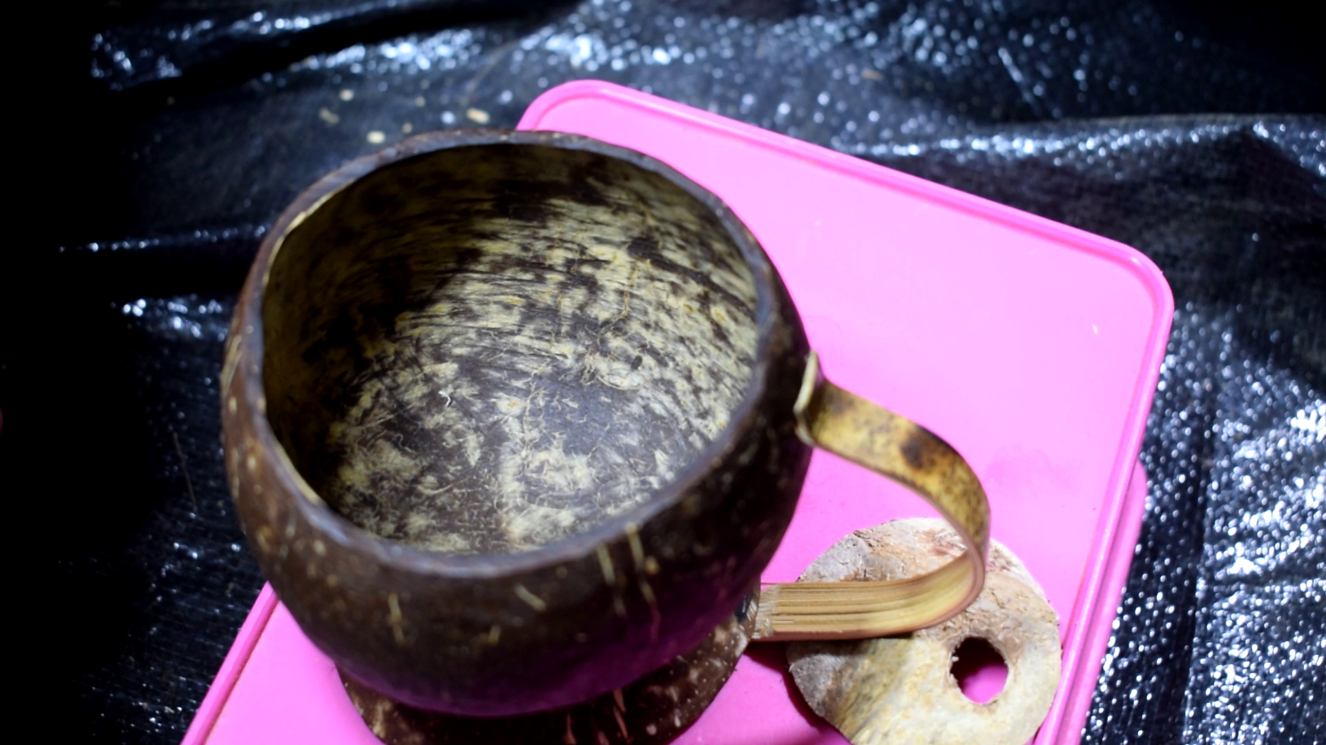 How to Make Cup From Coconut - DIY Coconut Cup : 11 Steps - Instructables