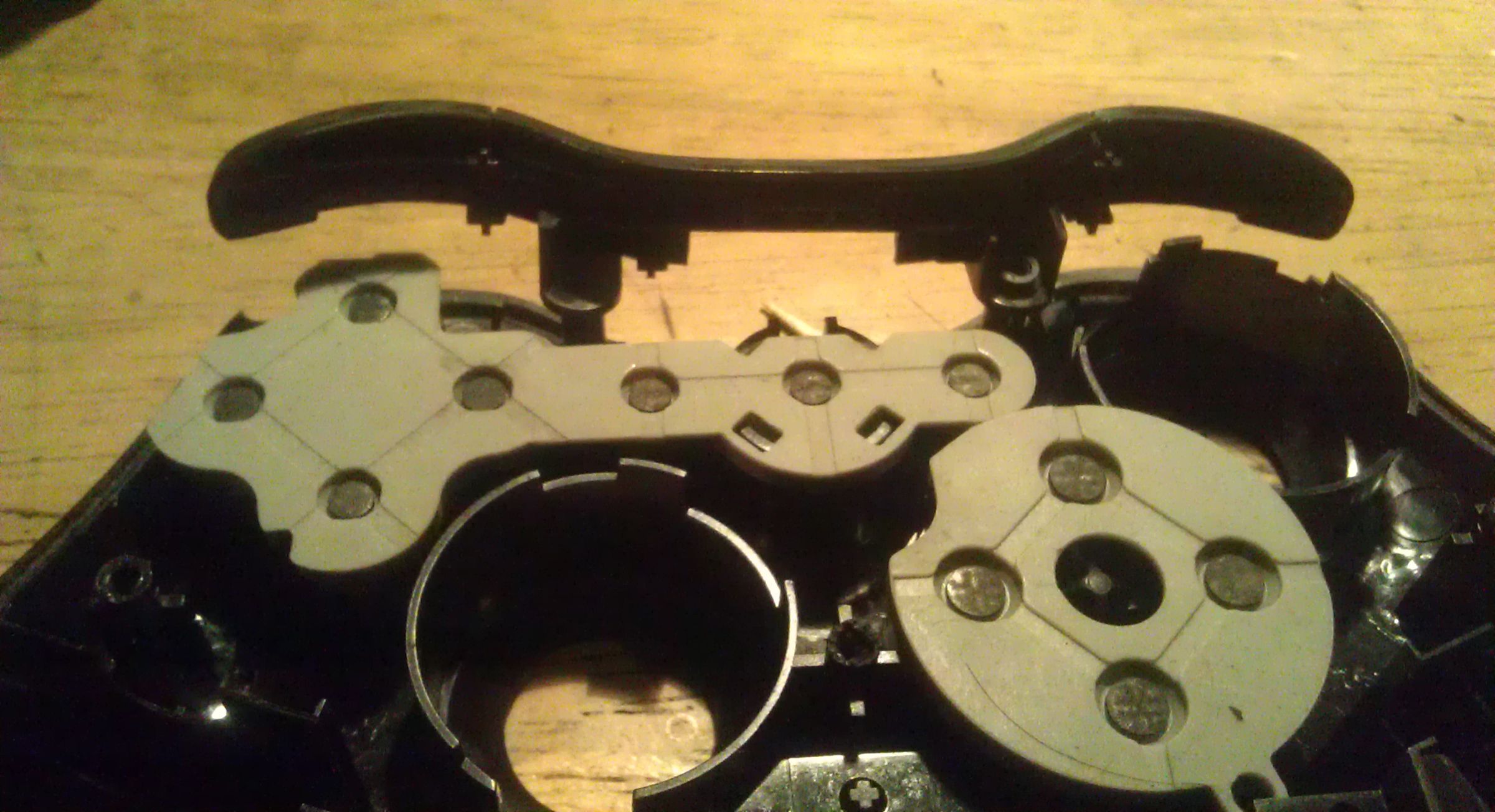 Dirty Sticky Xbox 360 Controller Fix : 9 Steps - Instructables