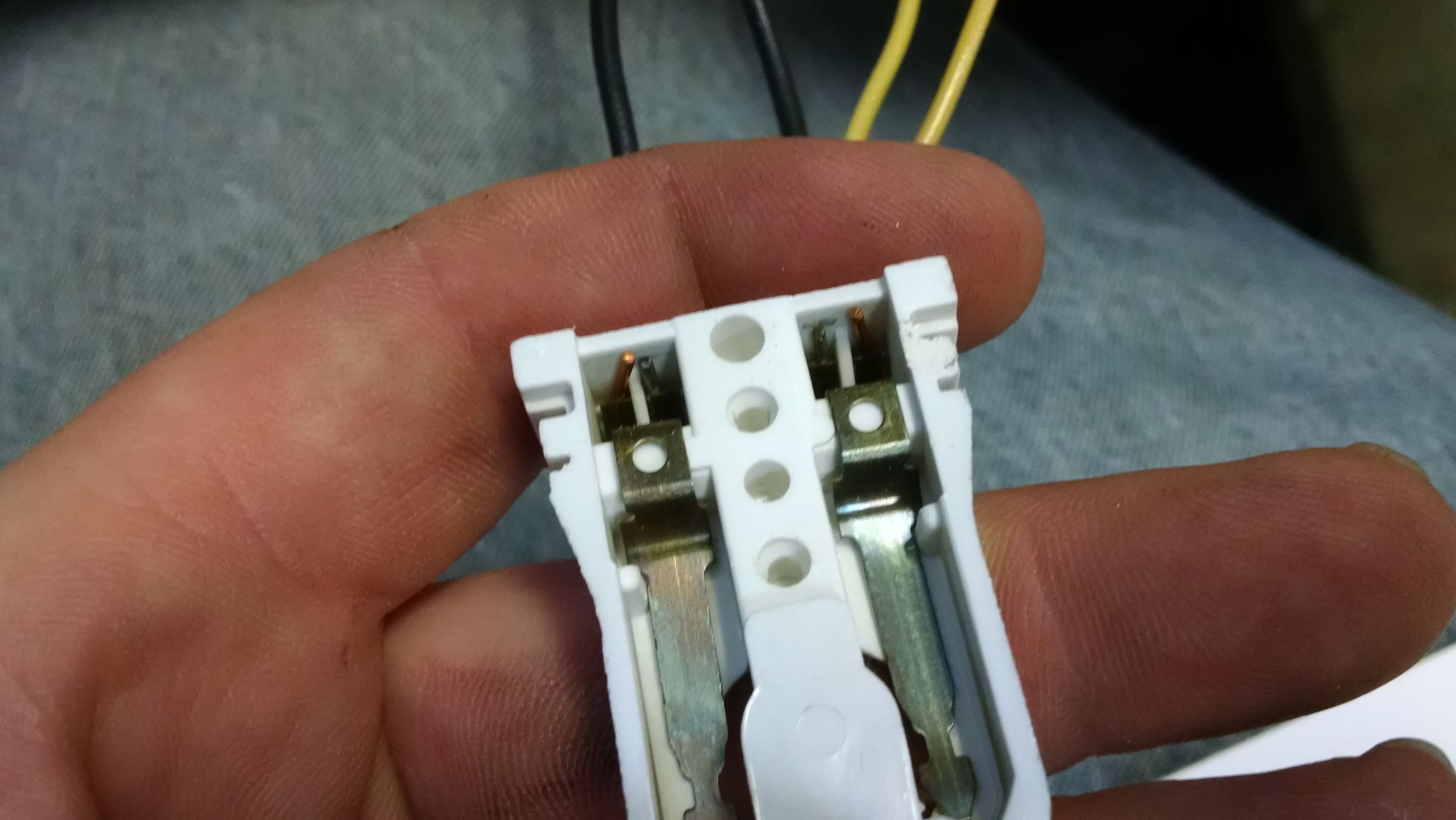 T12 Fluorescent Light Ballast Replacement : 4 Steps (with Pictures ...