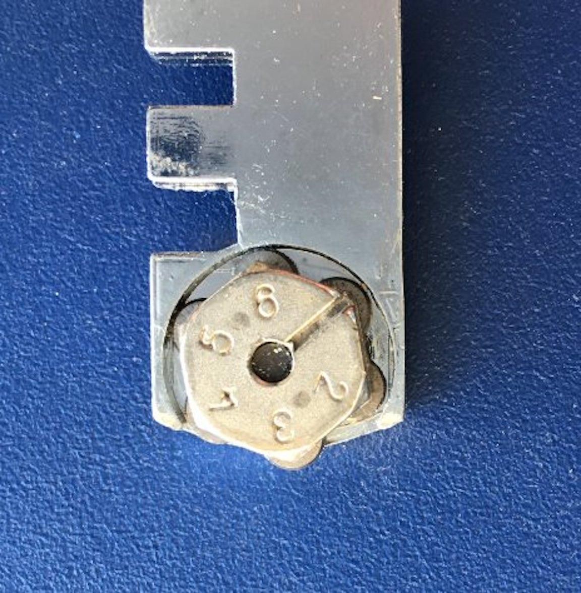 An Angle Viewfinder for an IPhone : 4 Steps (with Pictures) - Instructables