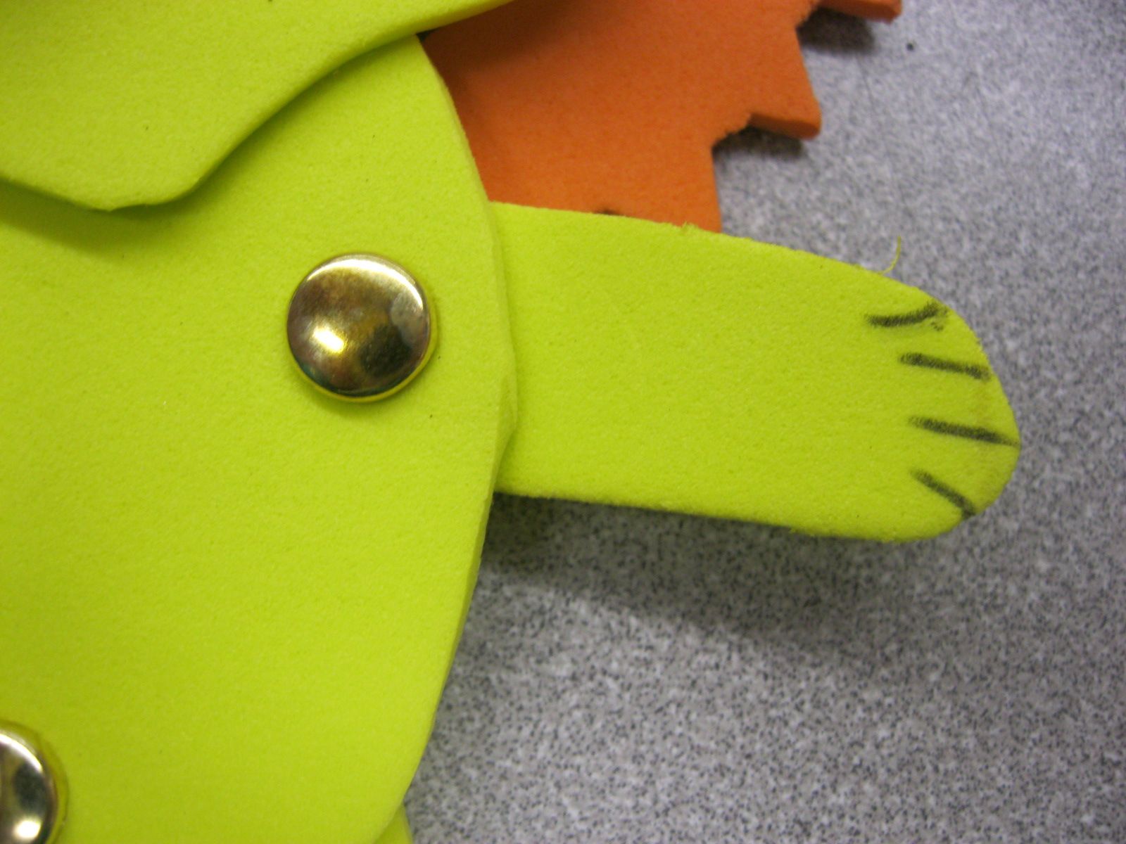 Movable Paper Foam Lion : 5 Steps - Instructables