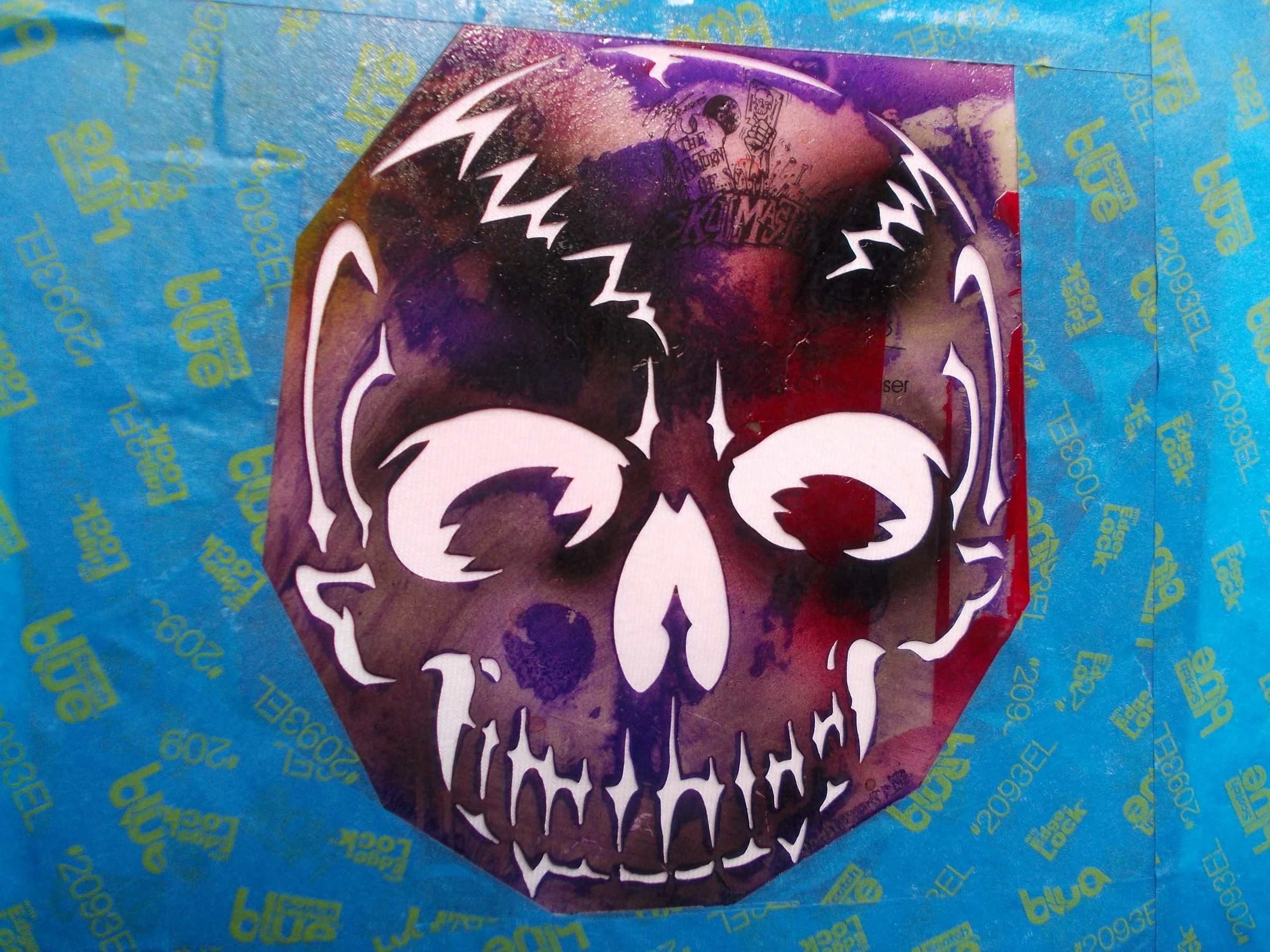 Lumi Inkodye Airbrush Skull Shirt : 4 Steps (with Pictures) - Instructables