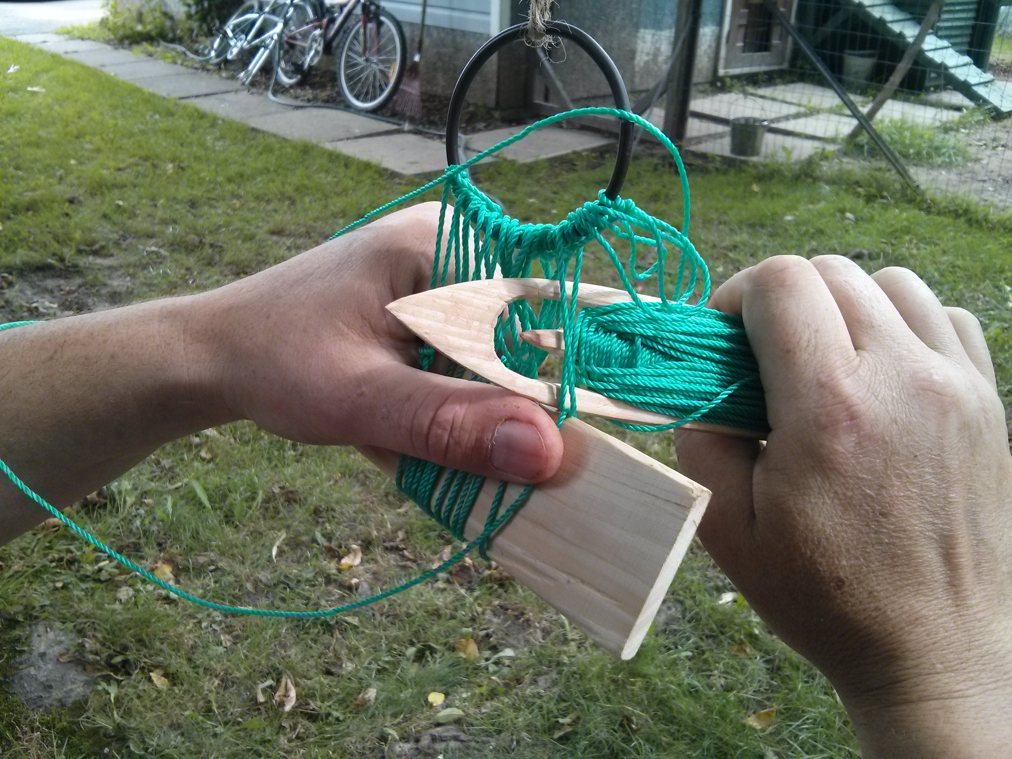 Primitive Net Making From Carving Your Needle to Weaving Your Net : 10 ...