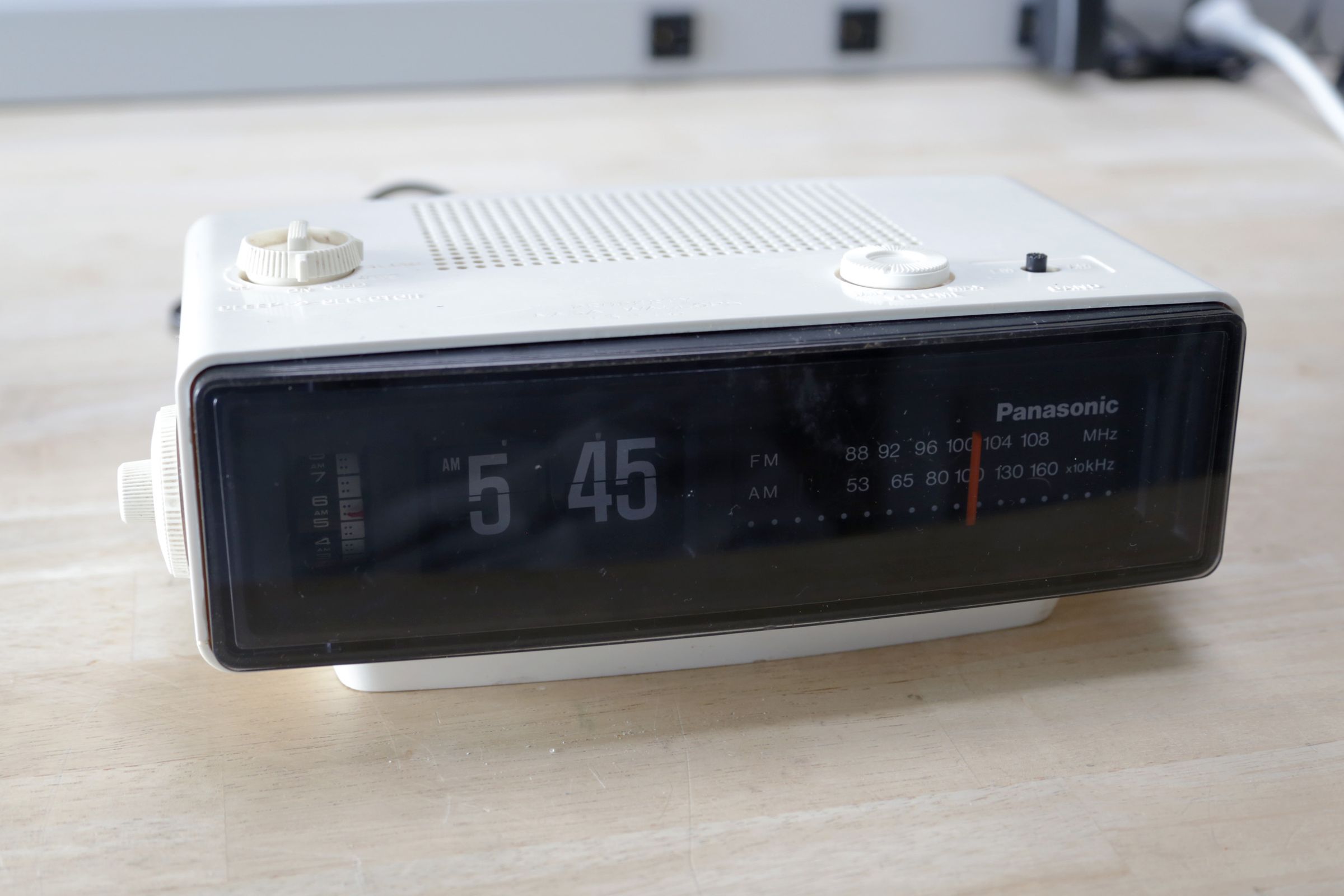 Groundhog Day Alarm Clock : 12 Steps (with Pictures) - Instructables