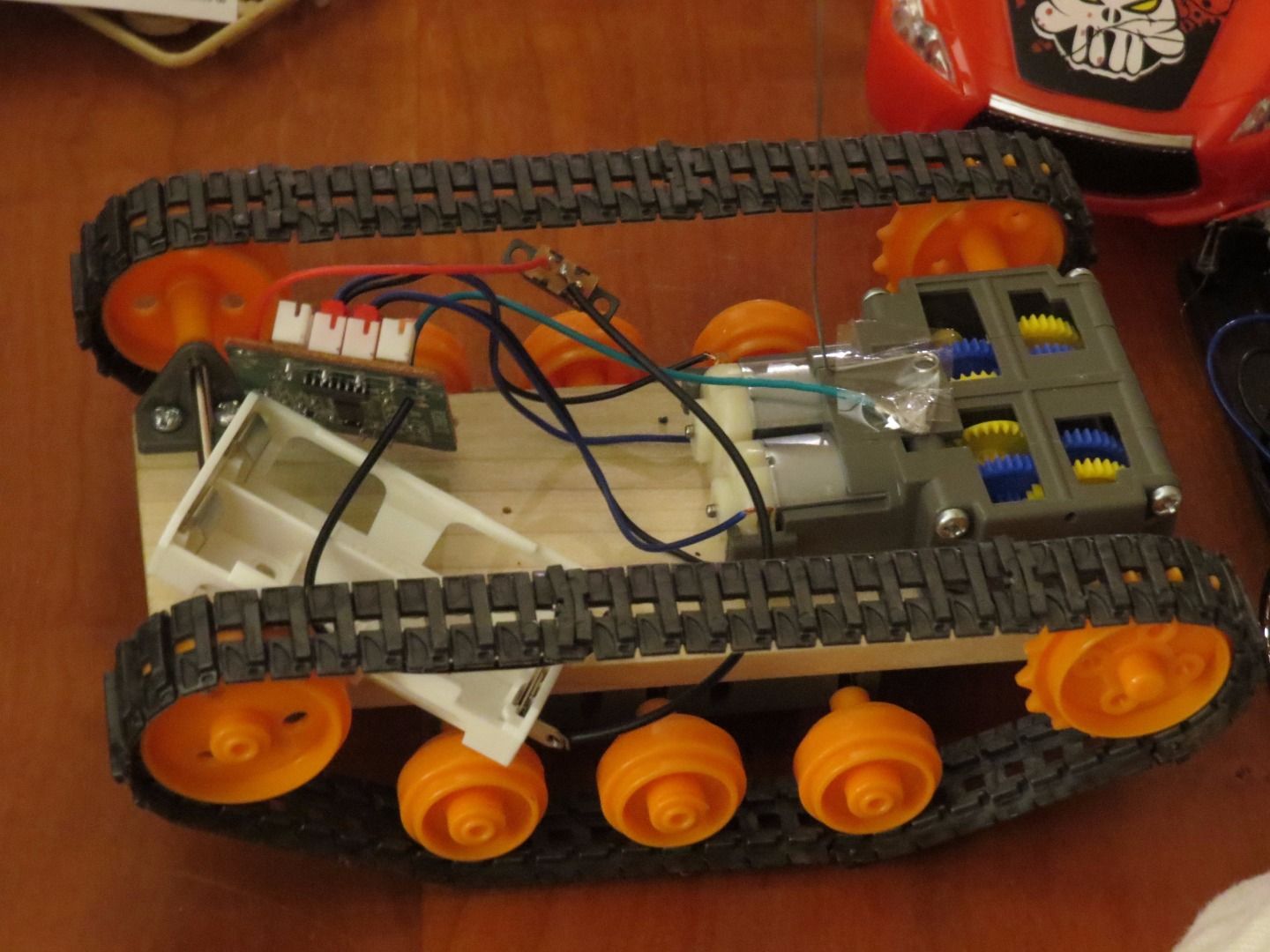 Remote Control Tank : 7 Steps (with Pictures) - Instructables