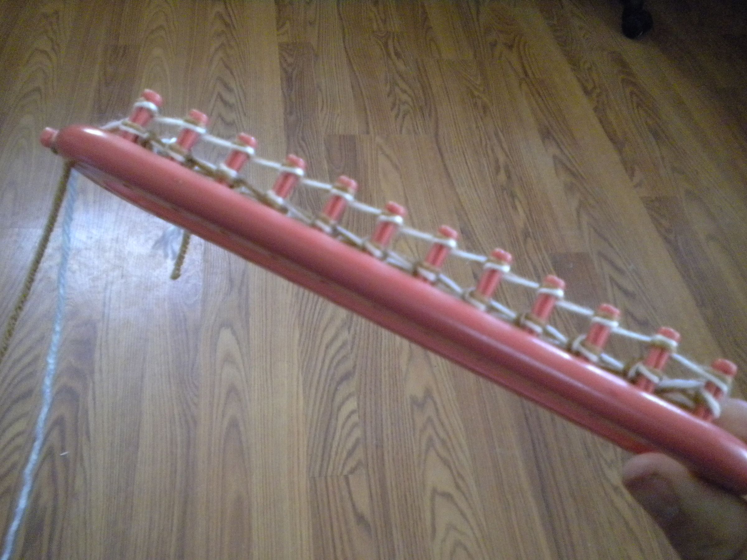 Infinity Scarf on a Loom : 8 Steps - Instructables