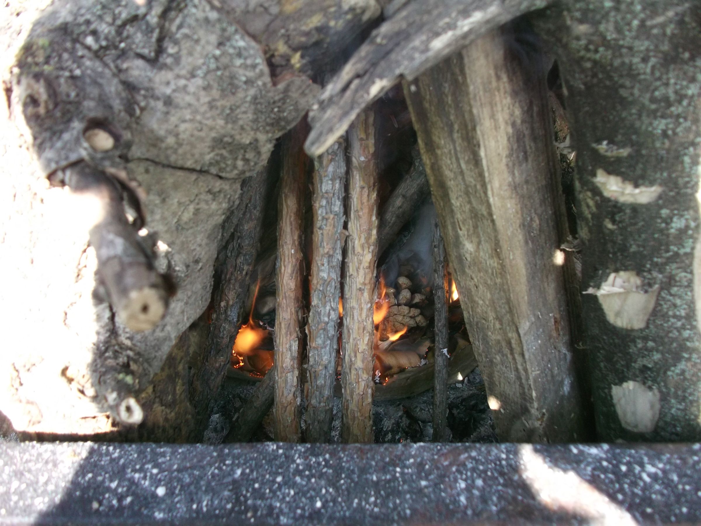 Paper Fire Starter/Kindling Bag : 7 Steps (with Pictures) - Instructables