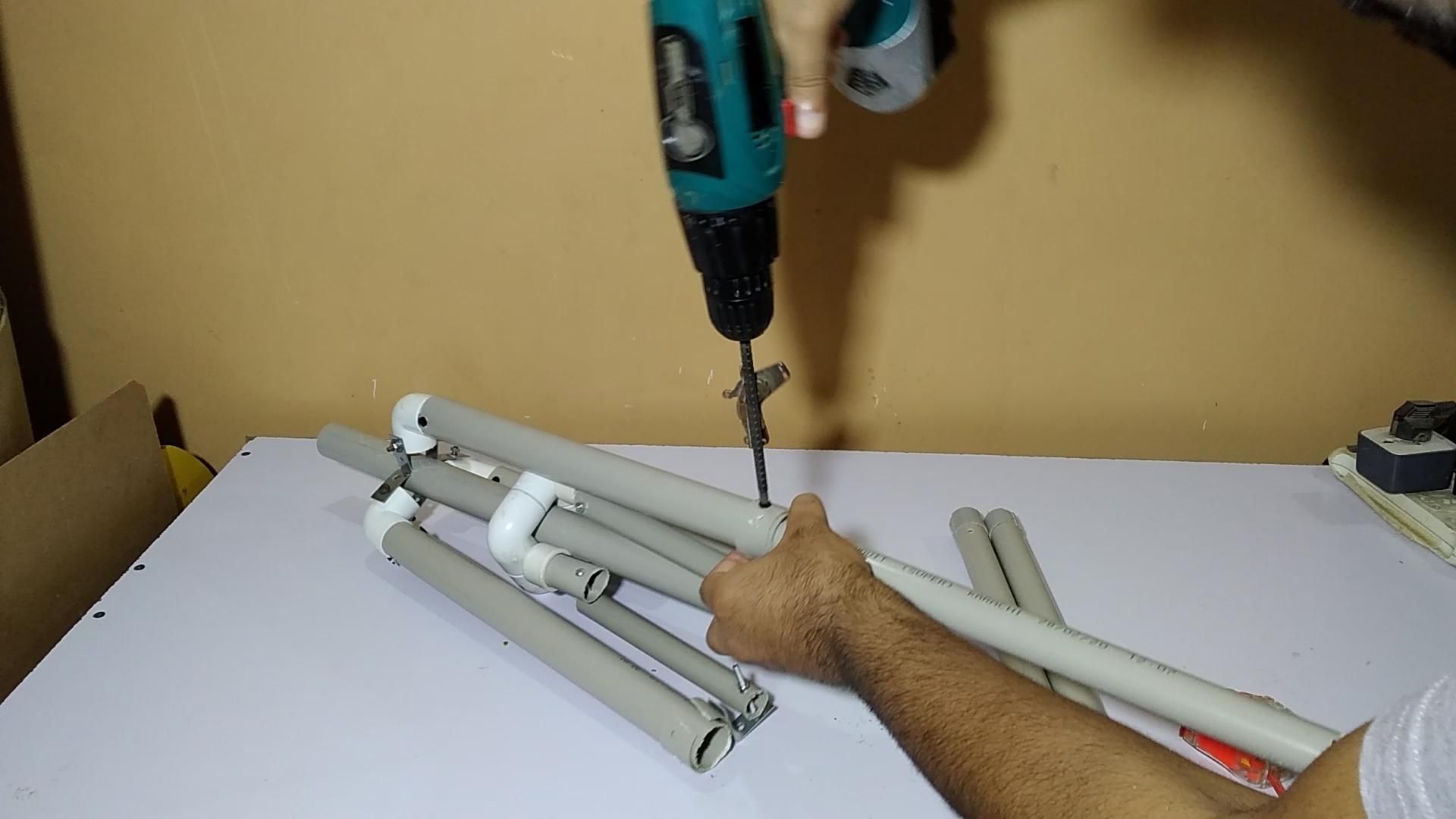 How to Make a Pvc Pipes Tripod and Light Stand : 7 Steps (with Pictures ...