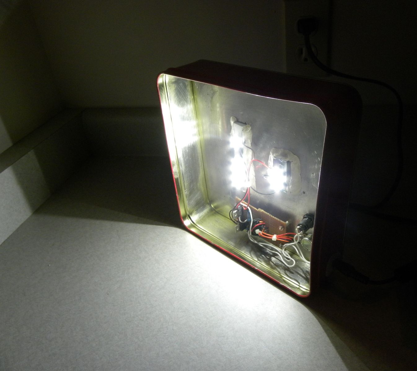 LED Dimmable Lightbox : 11 Steps - Instructables