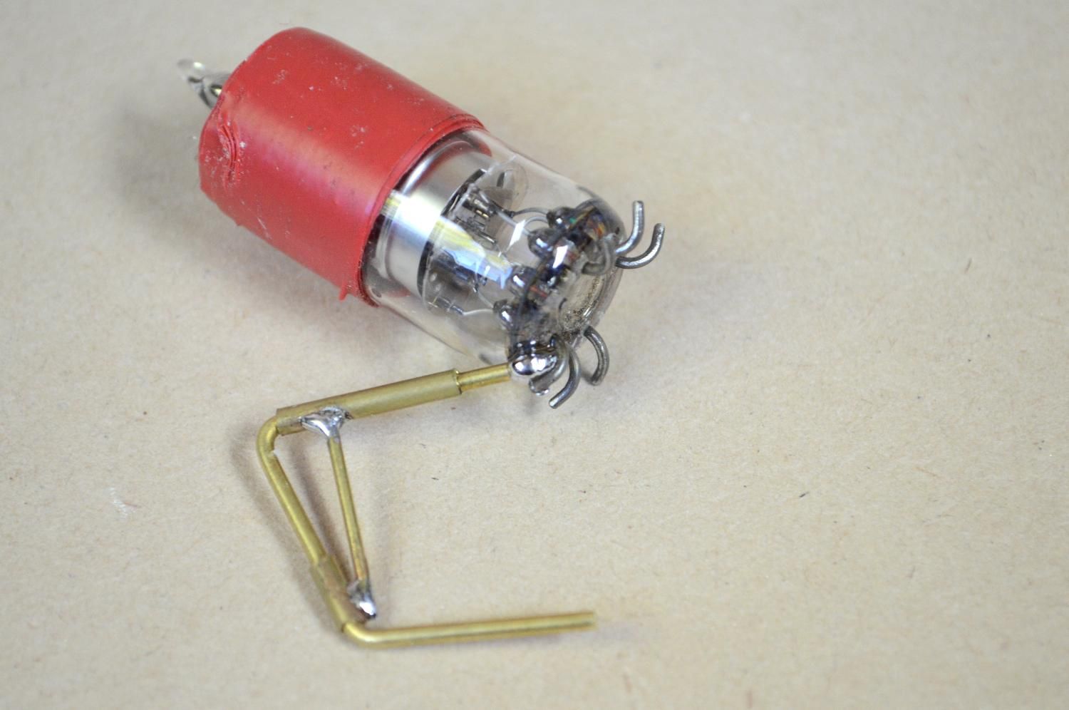 Make a Mechanical Bug From a Vacuum Tube : 8 Steps (with Pictures ...