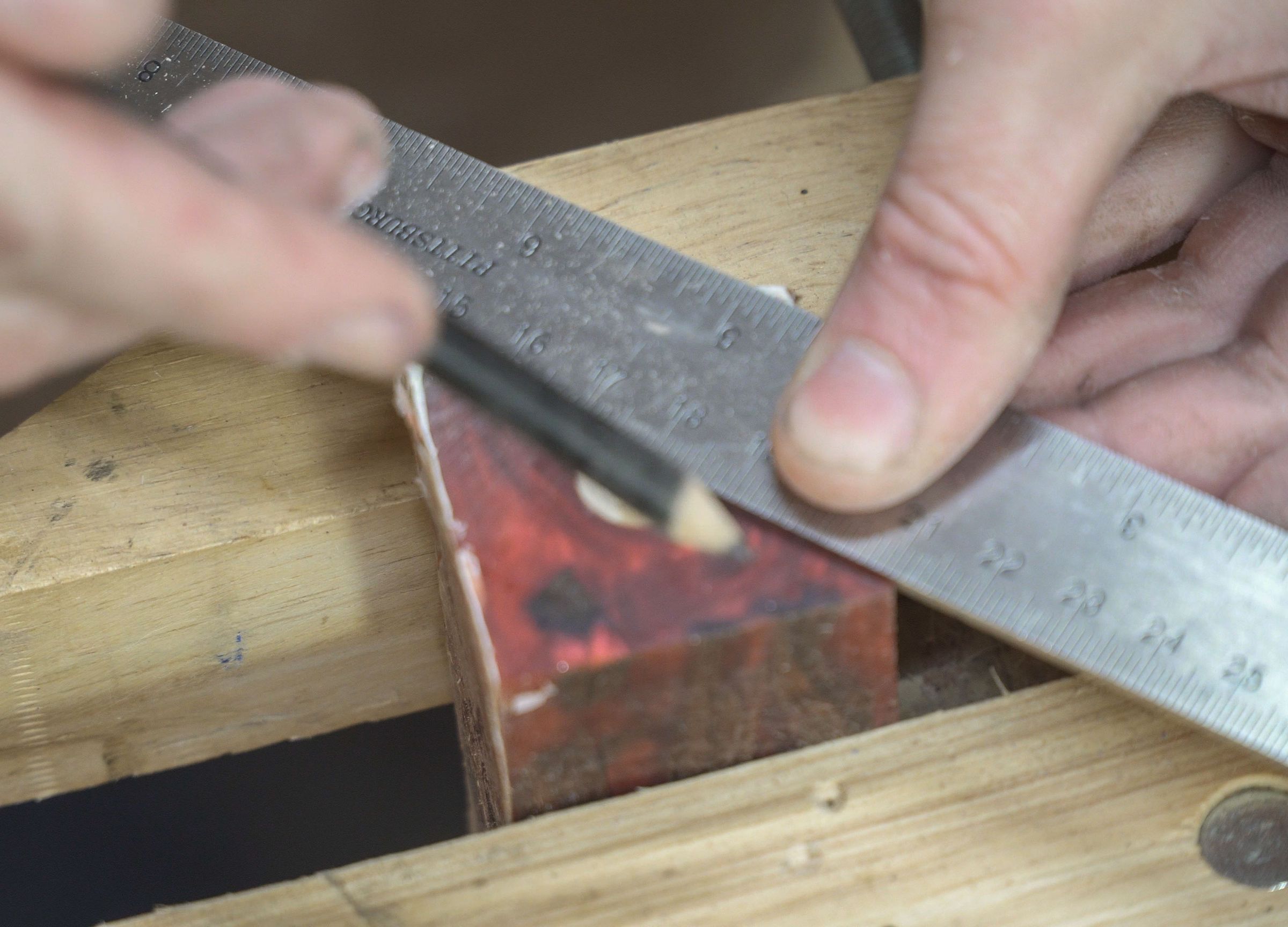 How to Make a Custom Hybrid Epoxy Pool Cue Using a Wood Lathe : 19 ...