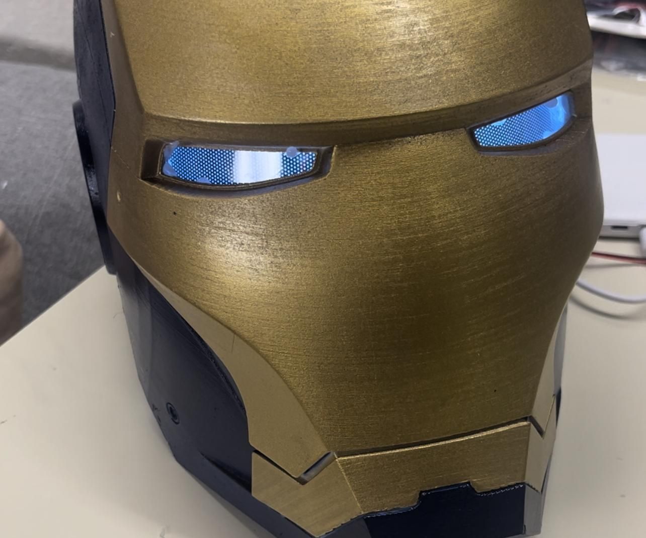 Mark 6 Iron Man Helmet : 5 Steps - Instructables