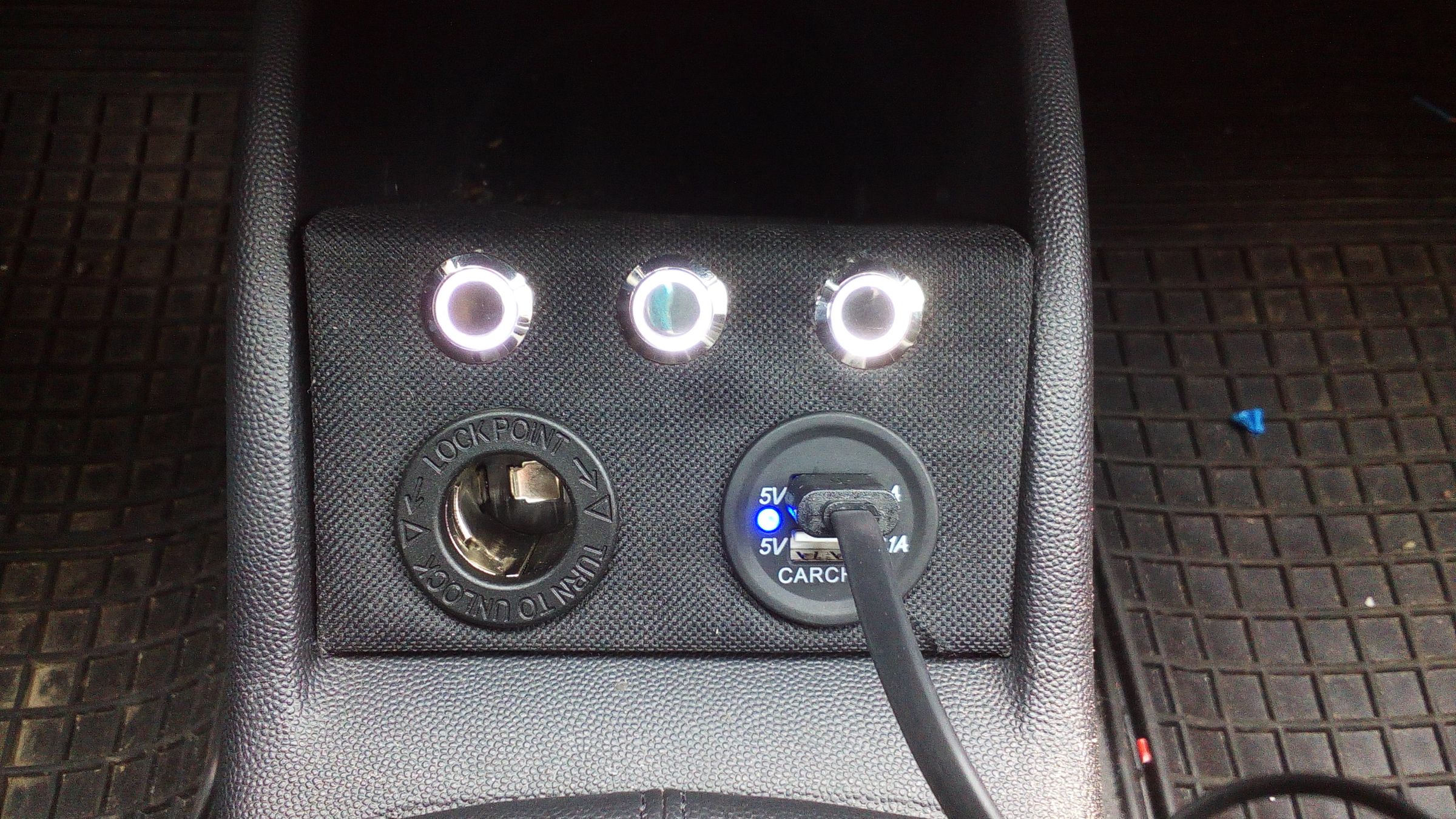 How to Add a Circuit to Your Car : 8 Steps (with Pictures) - Instructables