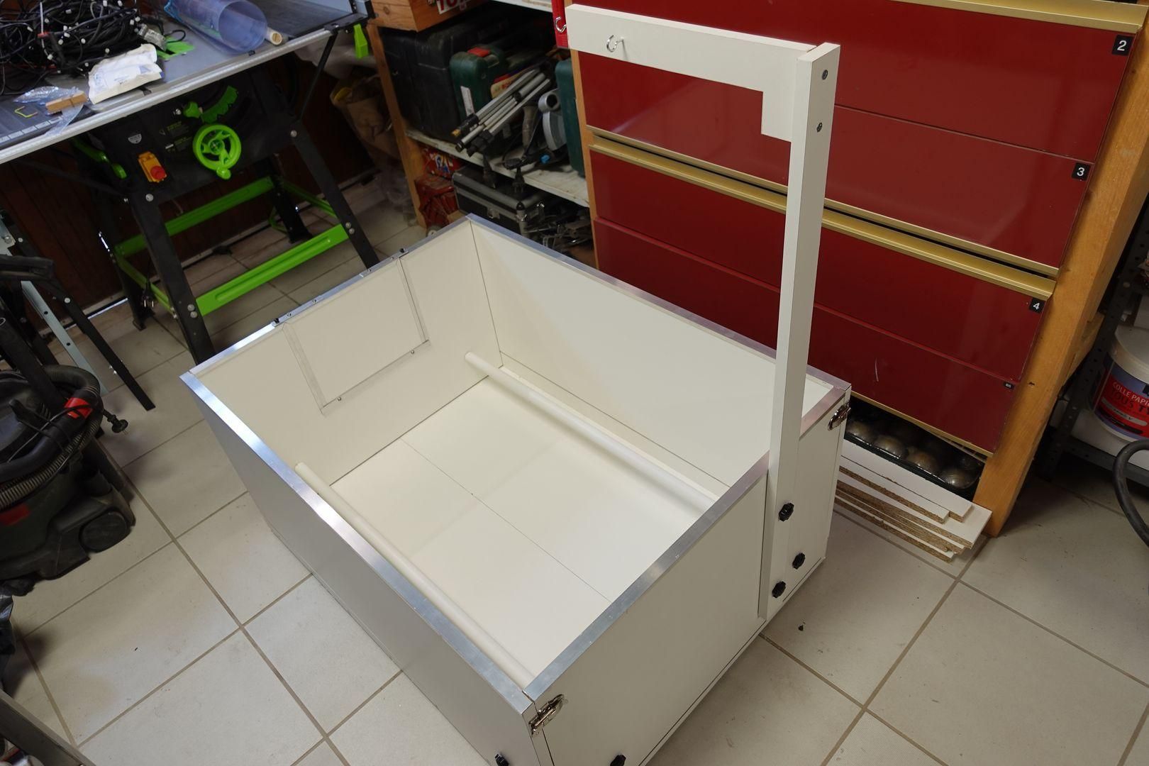 Collapsible Whelping Crate : 14 Steps (with Pictures) - Instructables