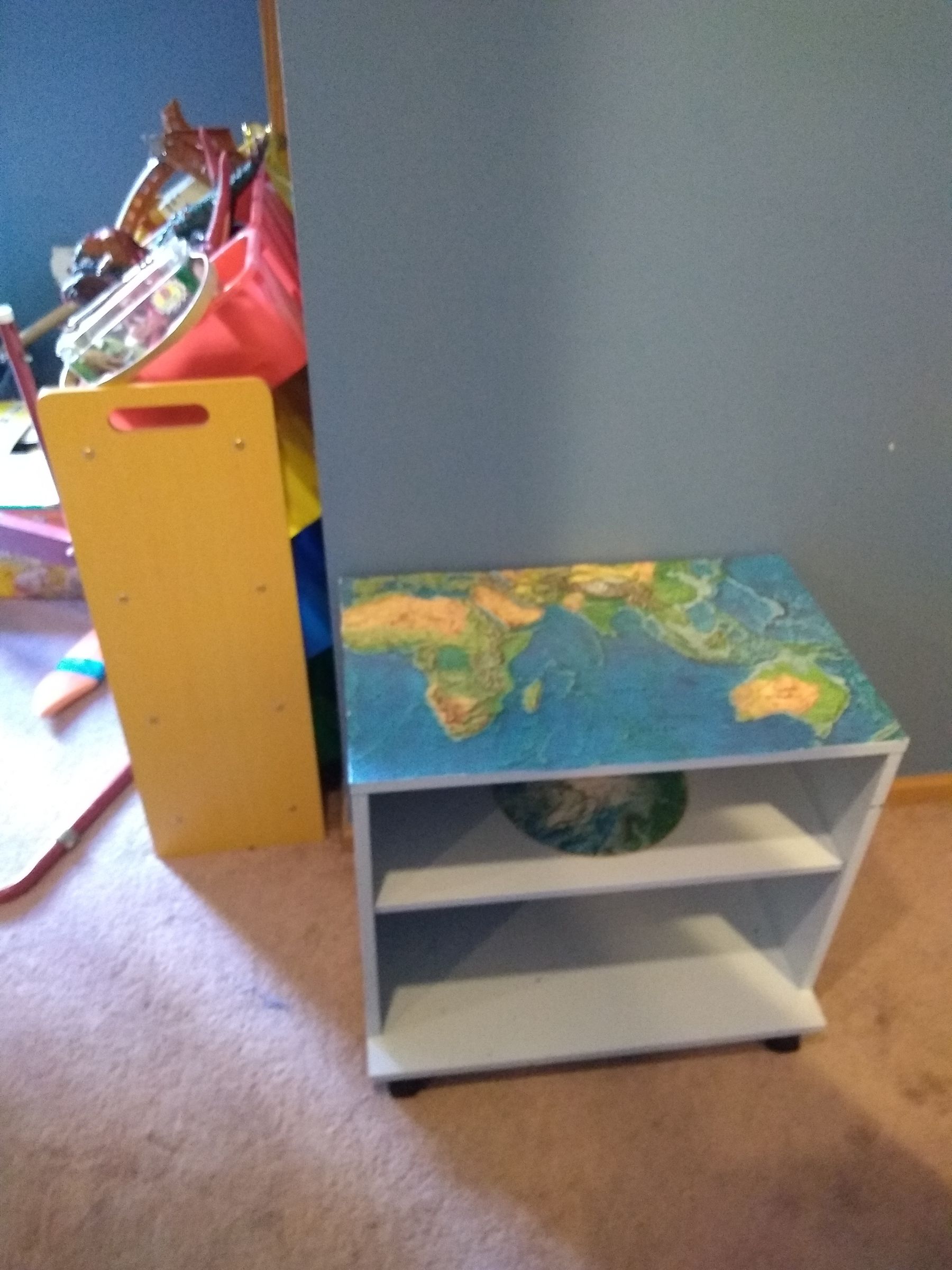 Map Bookcase : 6 Steps - Instructables