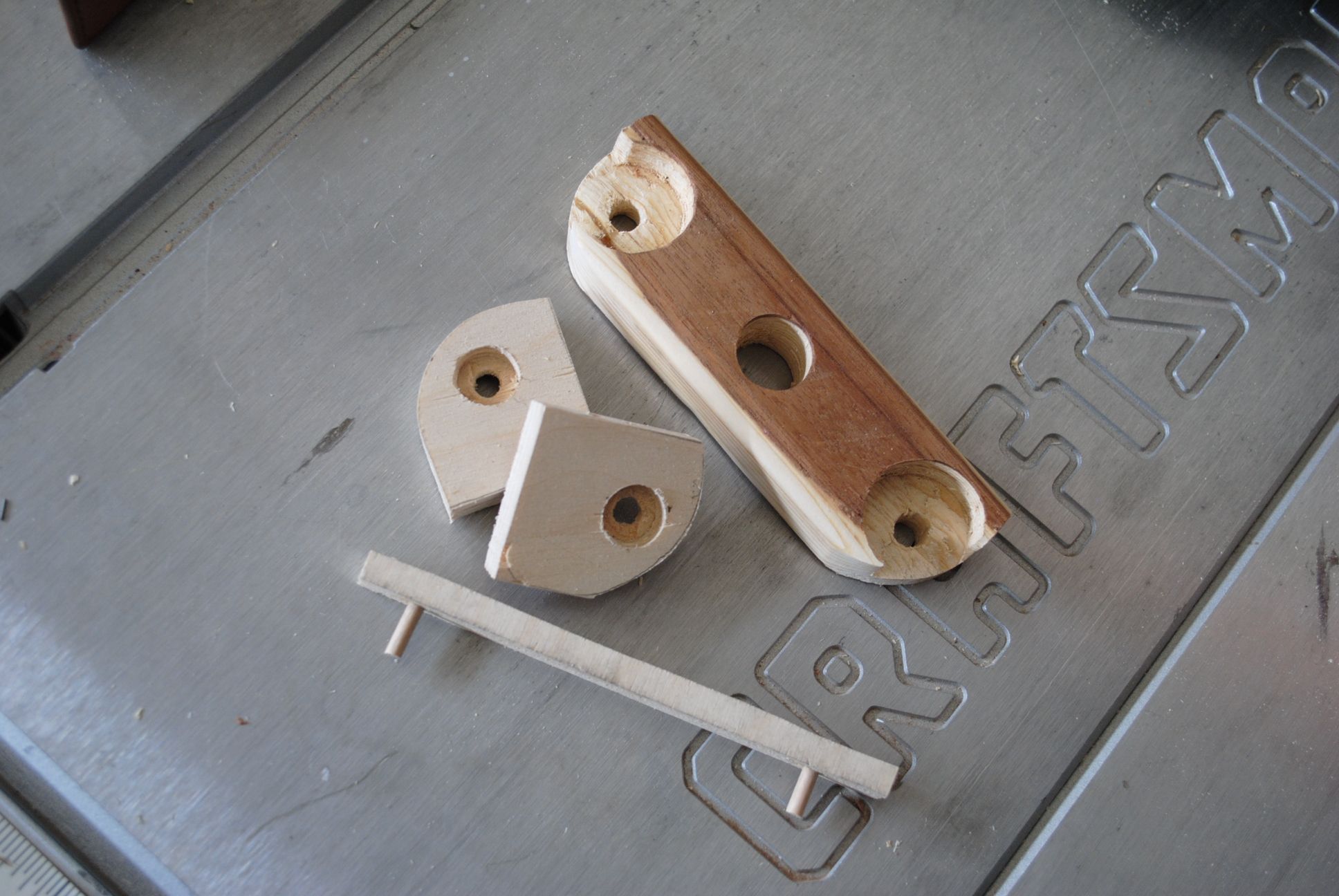 Rotary Tool Router : 9 Steps (with Pictures) - Instructables