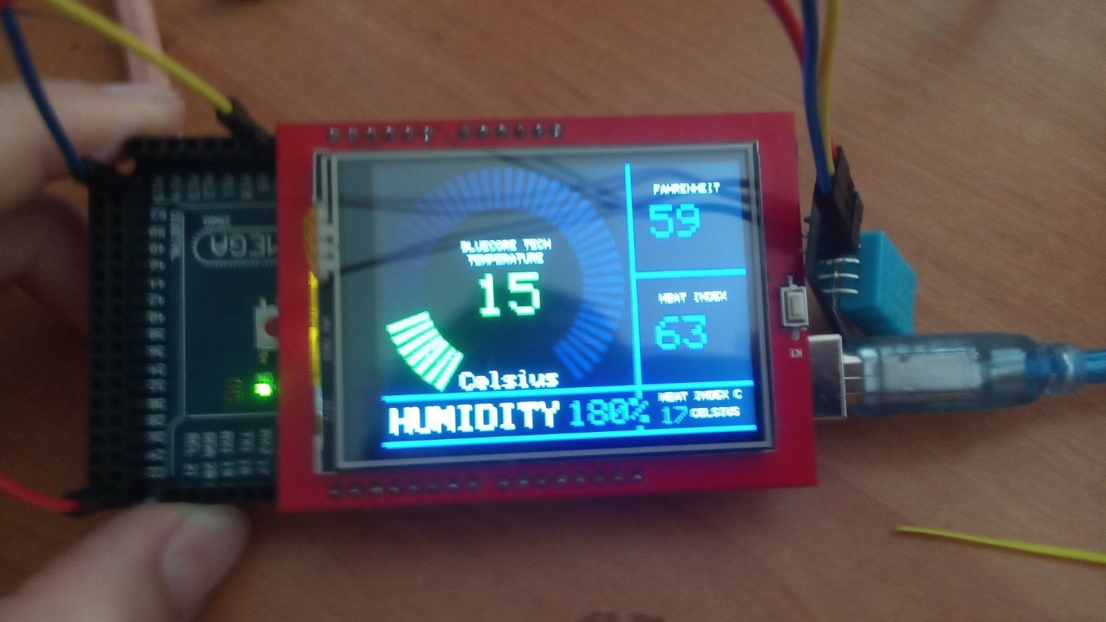 ARDUINO - SPFD5408 TFT LCD 2.4 TEMP and HUMIDiTY Monitor. Fahrenheit ...