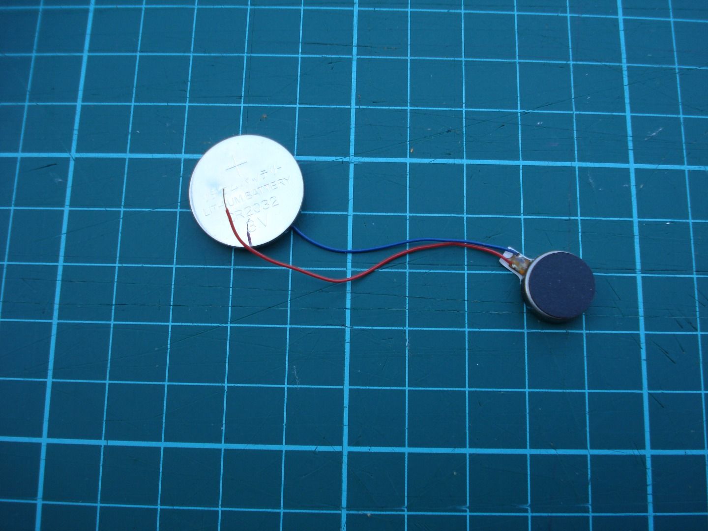 Strawbots: Robots With Strawbees and Pager Motors : 4 Steps - Instructables