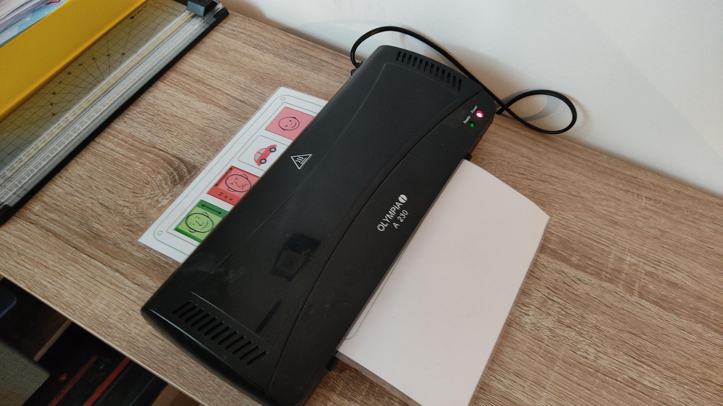 PECS Communication Board : 12 Steps (with Pictures) - Instructables