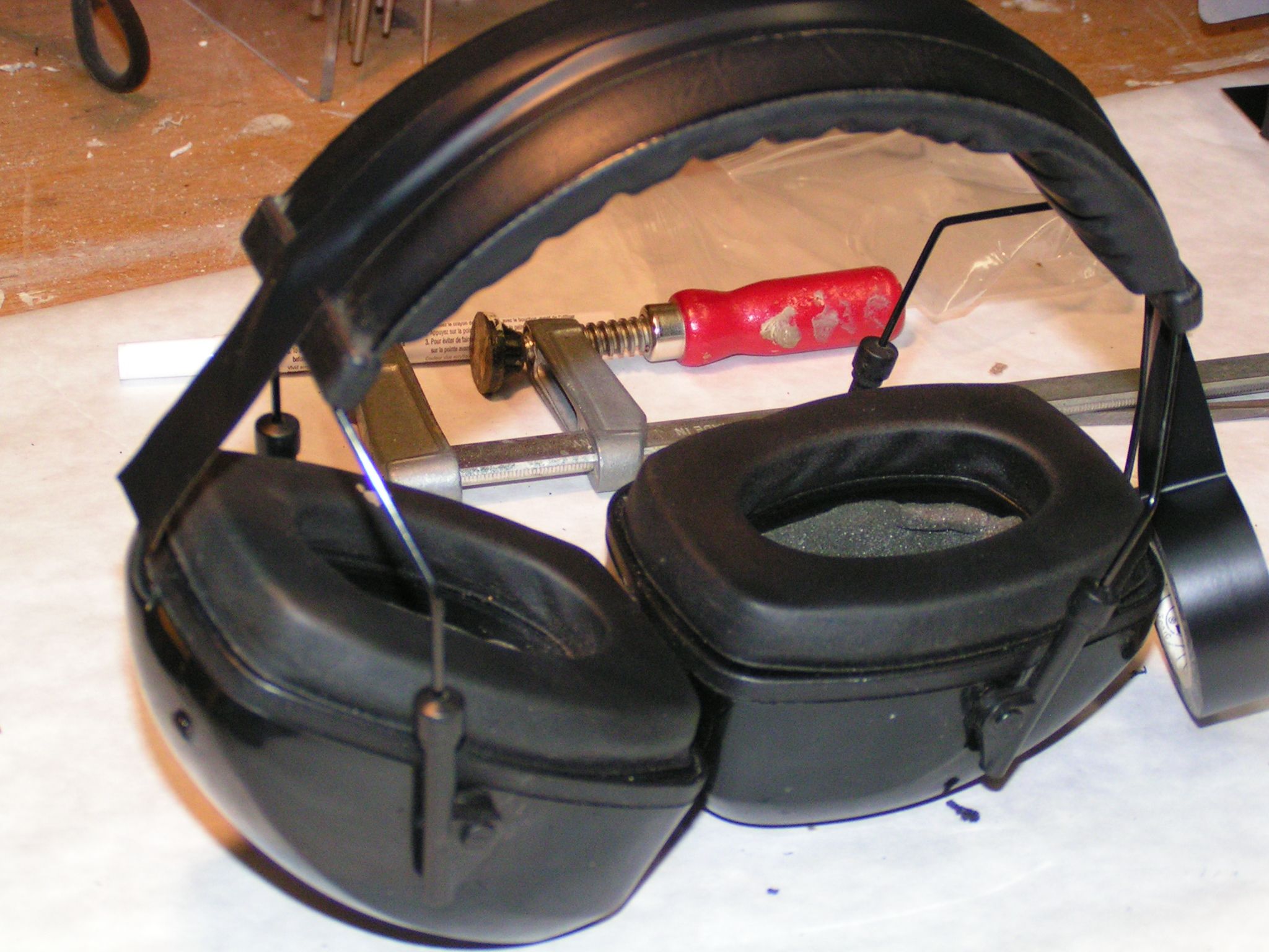 Hearing Protection W/Tunes: Earmuff Modification : 12 Steps (with ...