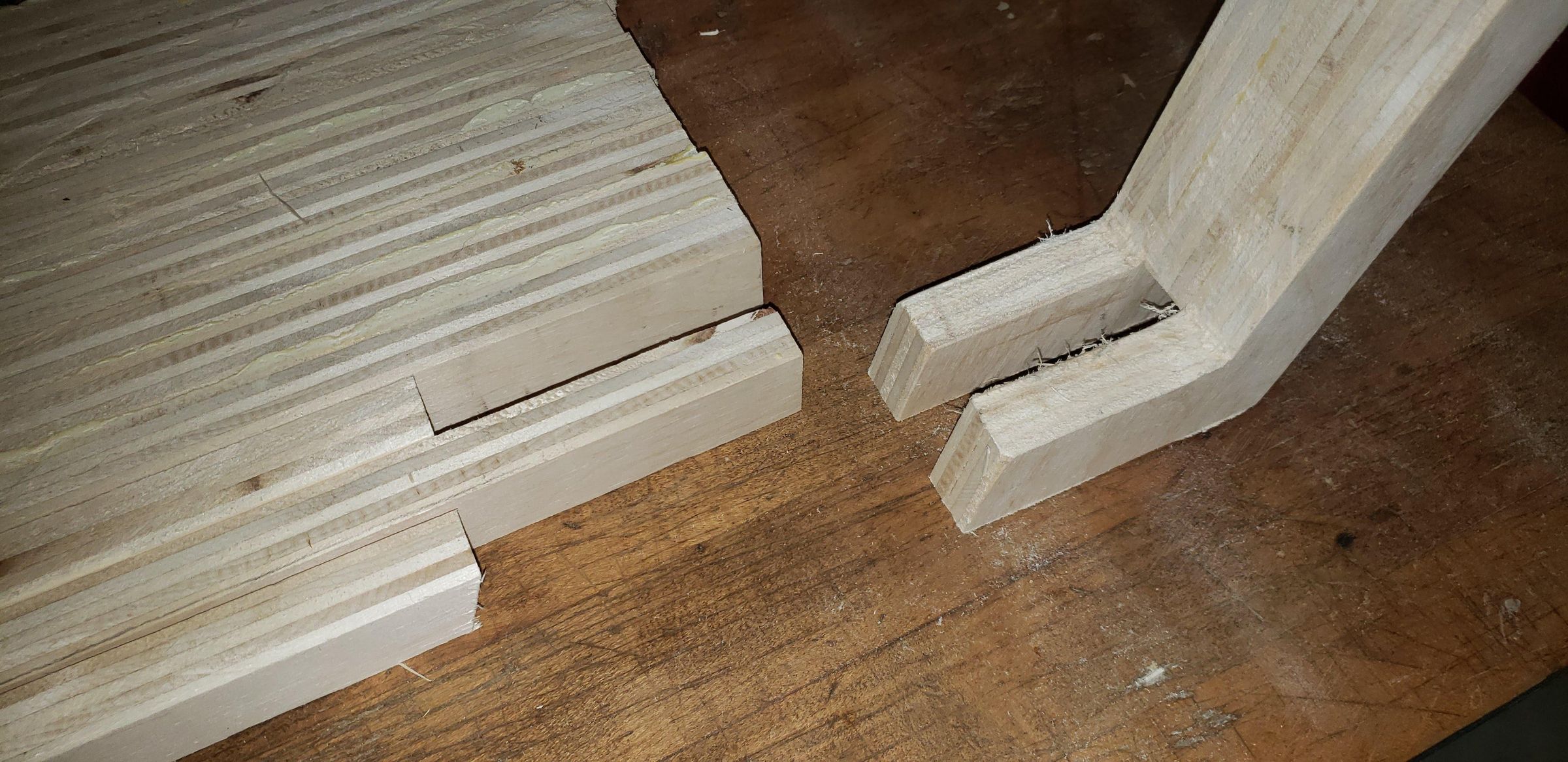 Folding Side Table : 10 Steps (with Pictures) - Instructables