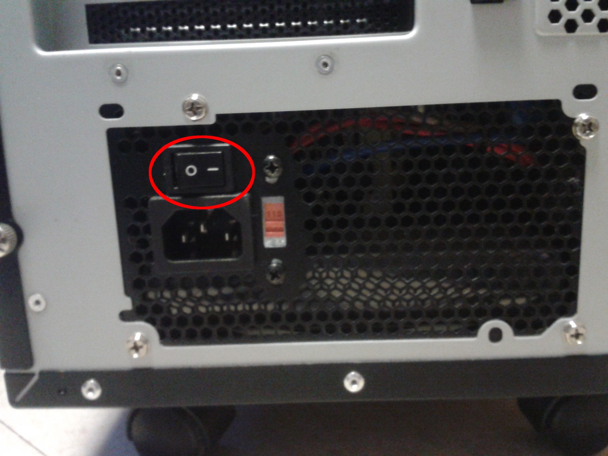 Assembling a Desktop Computer : 20 Steps (with Pictures) - Instructables