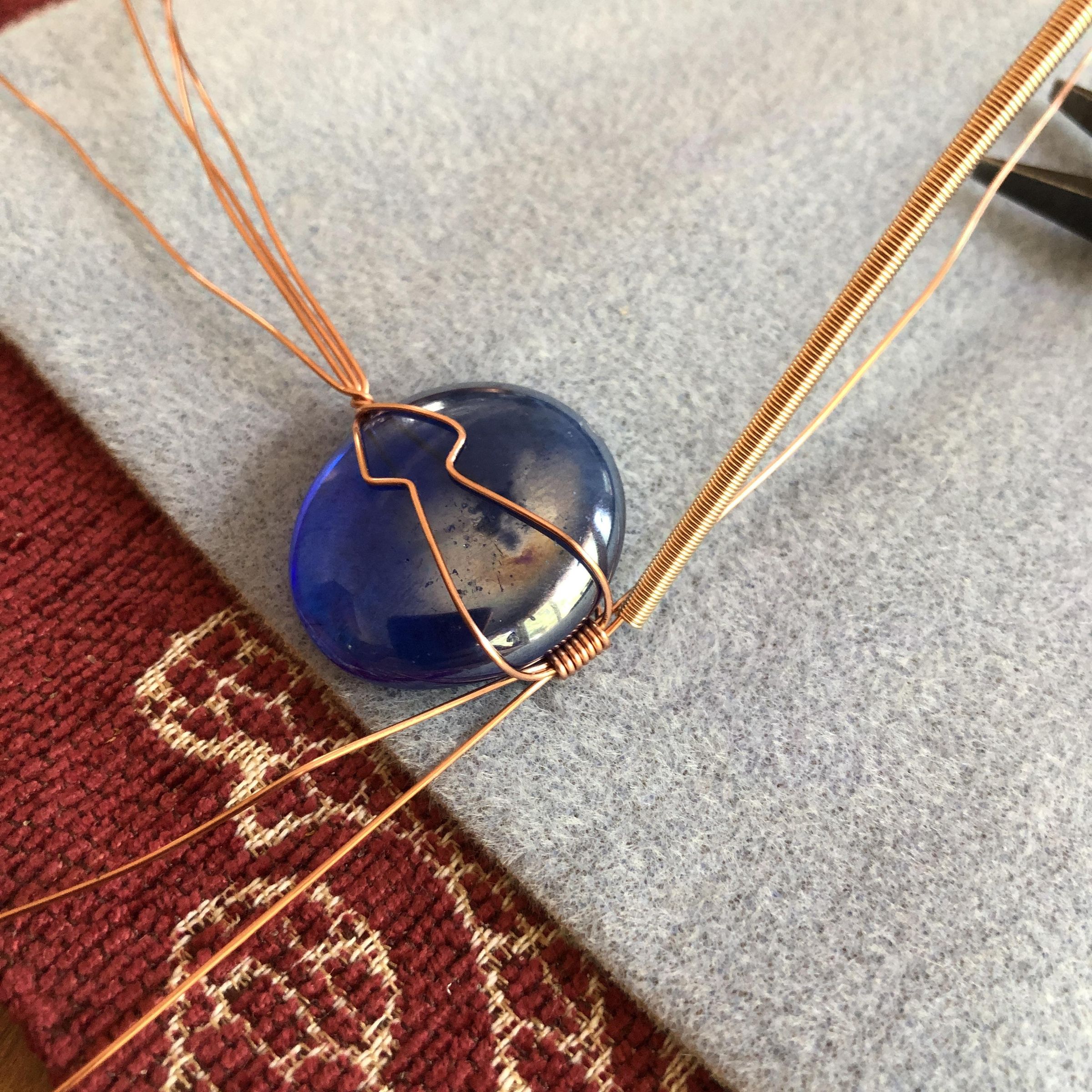 Amazing Wire Wrapped Glass Pendant...for Pennies! : 20 Steps (with ...
