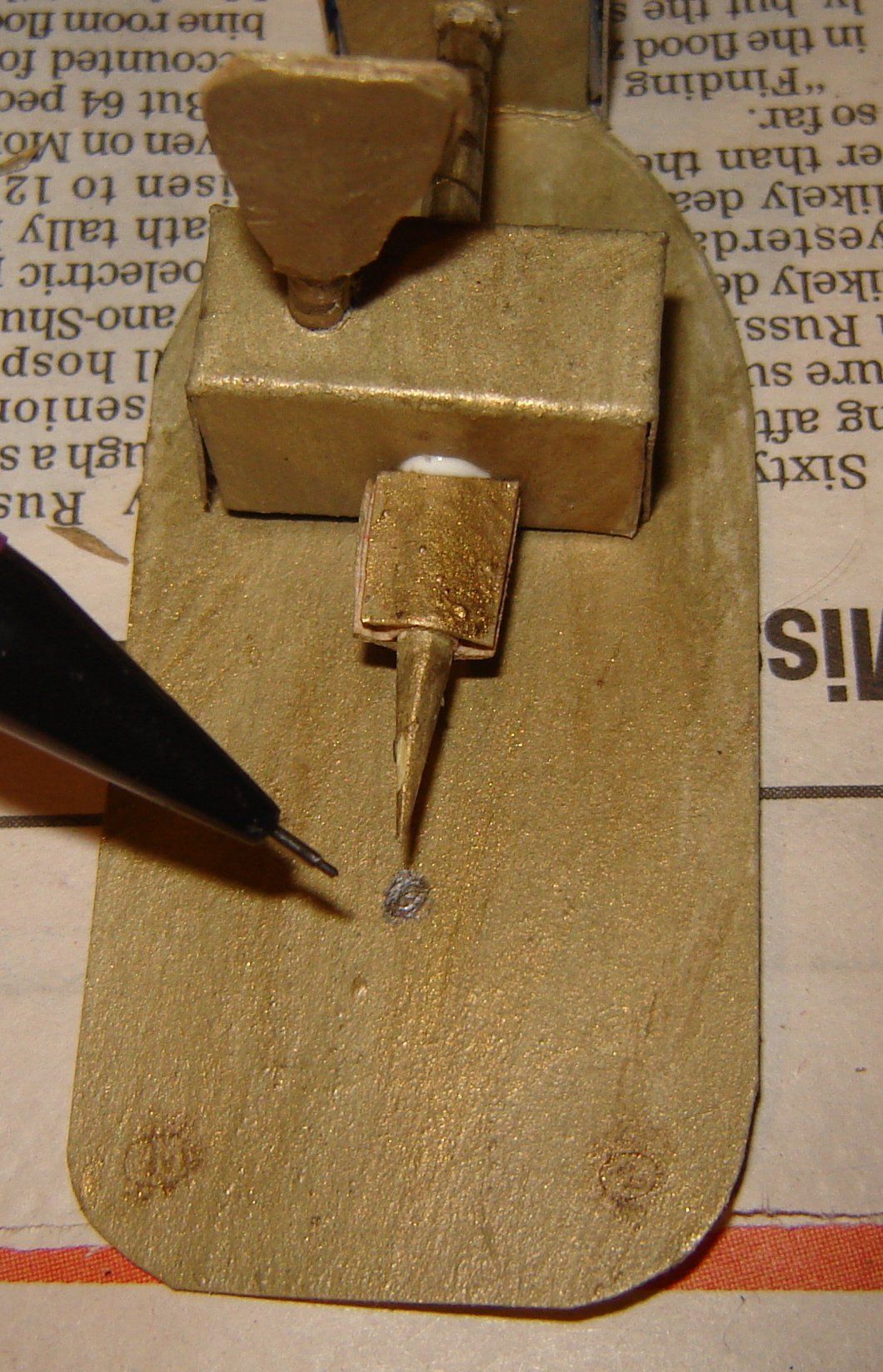 Cardboard Van Leeuwenhoek Microscope : 9 Steps (with Pictures ...
