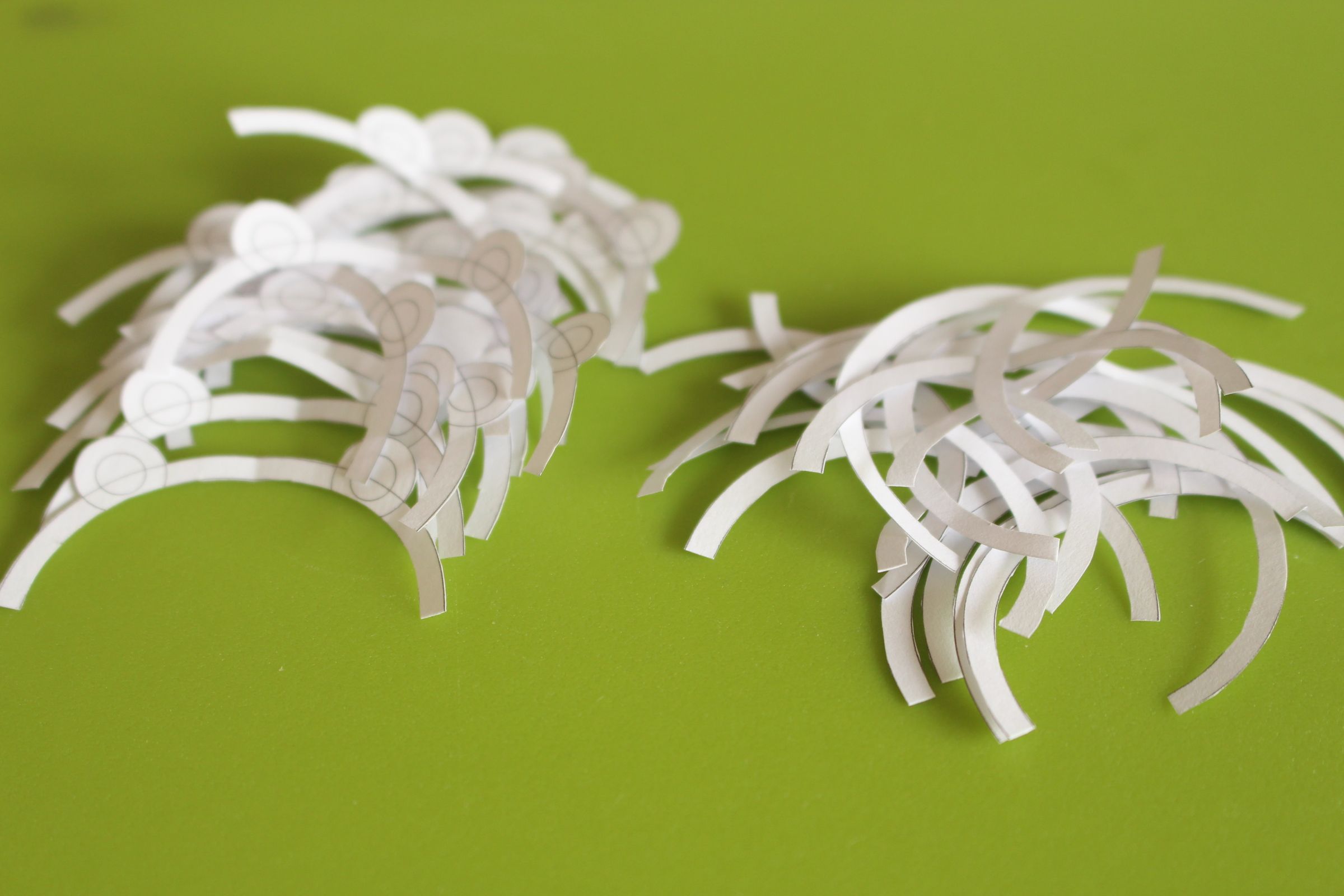 Paper Timeturner Necklace : 35 Steps (with Pictures) - Instructables