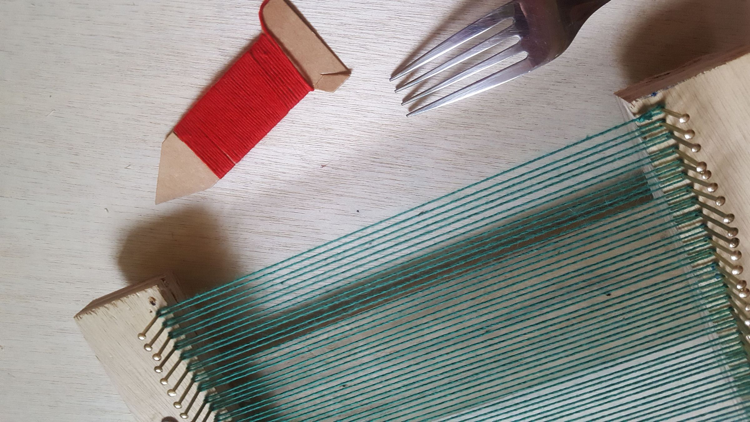 Basic Weaving Loom and Weaving Techniques : 6 Steps (with Pictures ...
