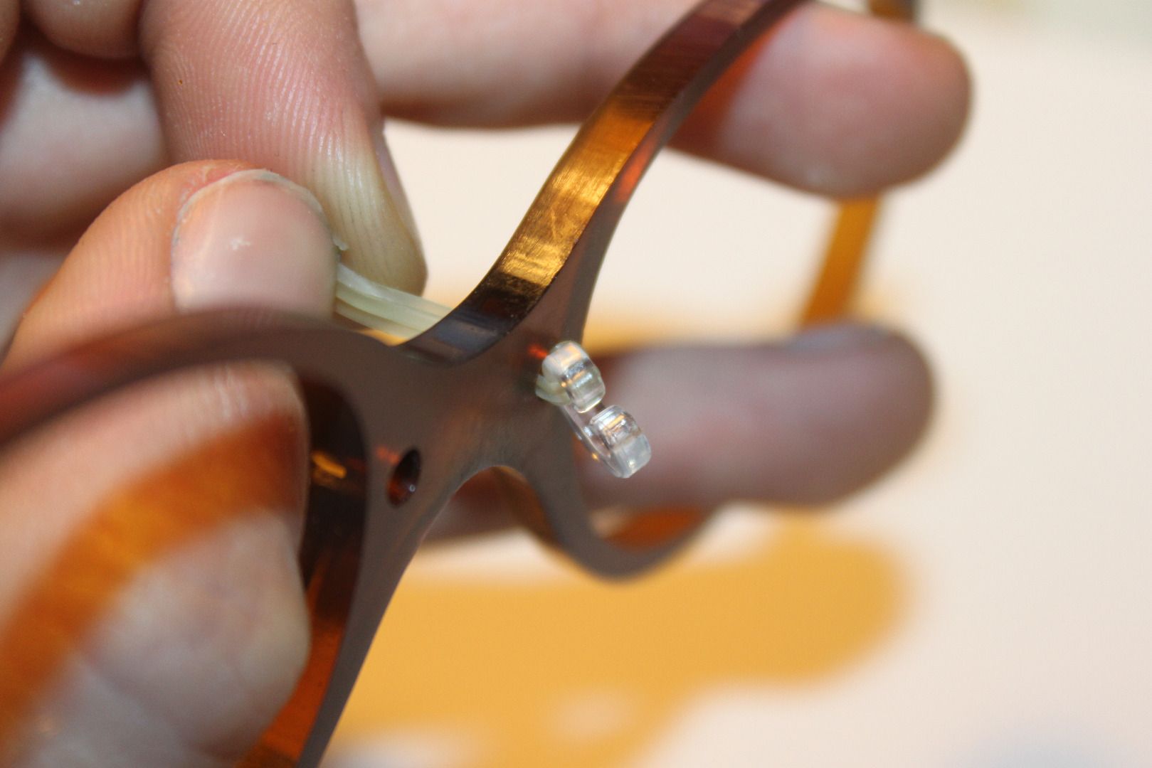 Anti-tilt Glasses : 10 Steps - Instructables