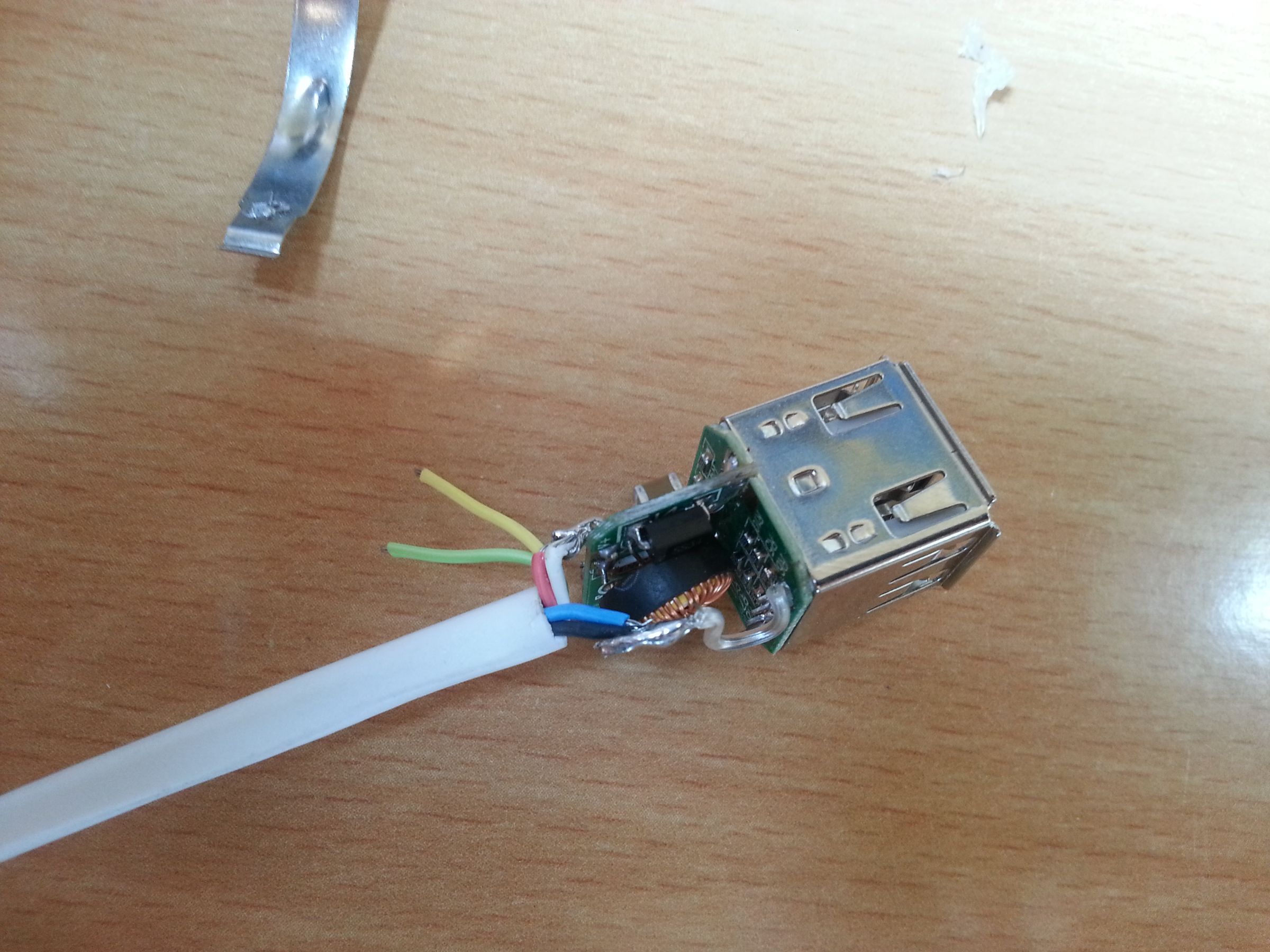 USB Charger From 12V Li-ion Batteries : 3 Steps - Instructables