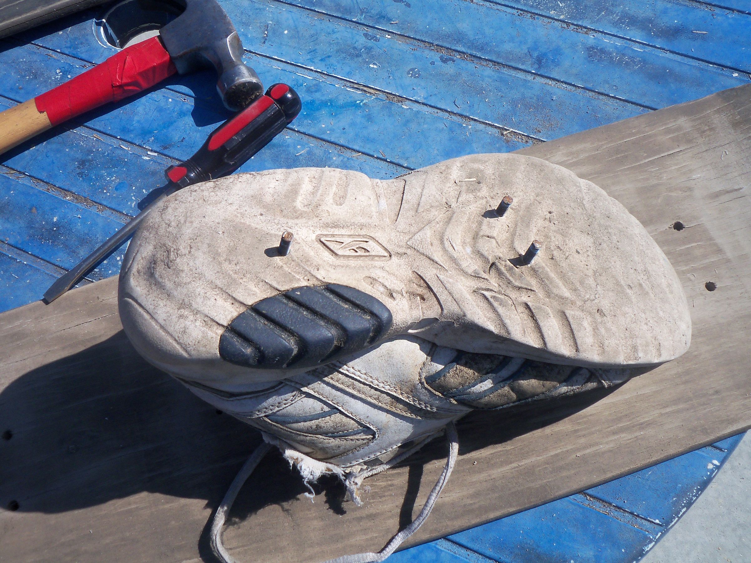 Make Grass Skis From Old Skateboards : 5 Steps (with Pictures ...