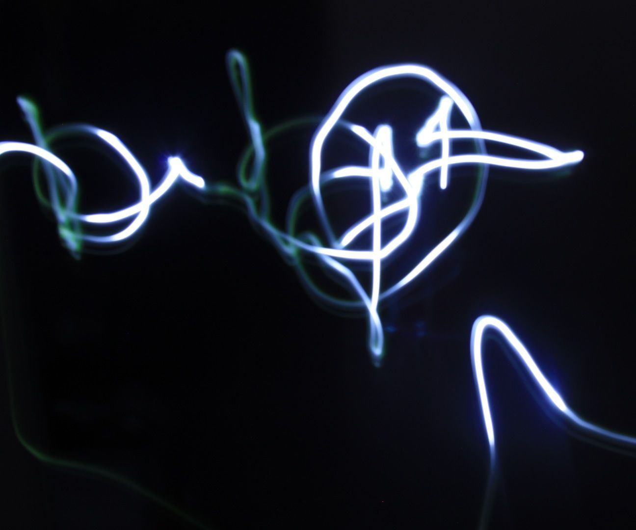 Painting With Light! : 5 Steps - Instructables